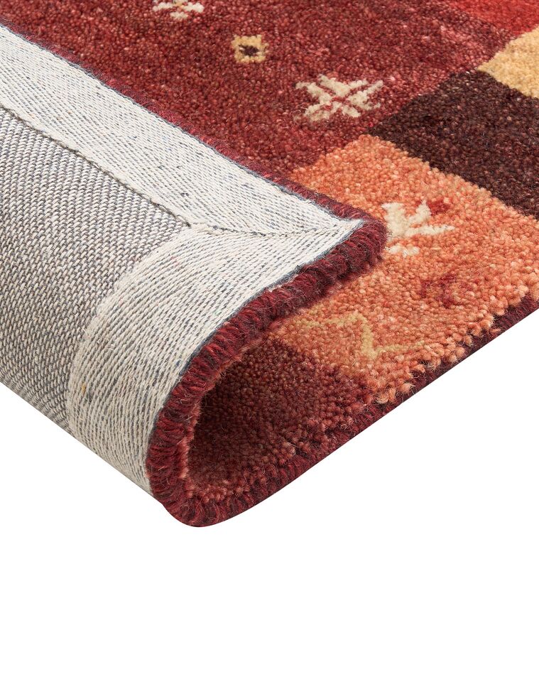 Tapete Gabbeh em lã vermelha 80 x 150 cm SINANLI | Beliani.pt
