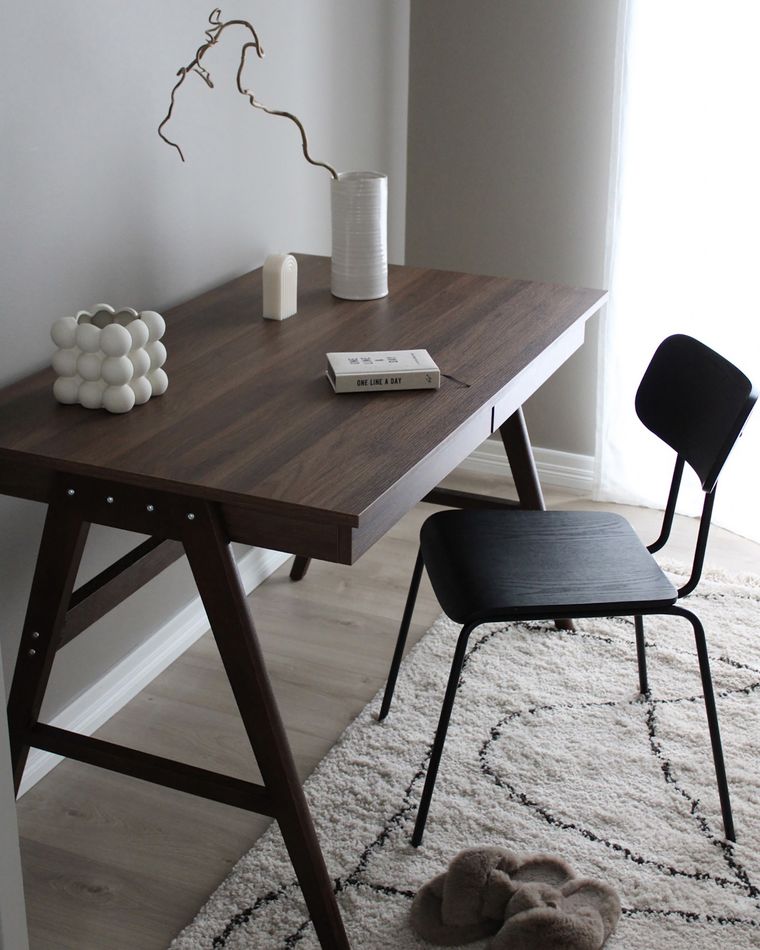 2 Drawer Home Office Desk 120 x 70 cm Dark Wood SHESLAY | Beliani.co.uk