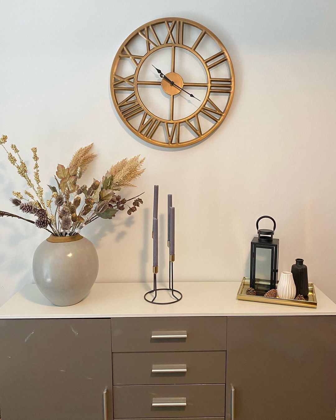 Iron Skeleton Wall Clock ø 61 cm Gold NOTTWIL | Beliani.co.uk