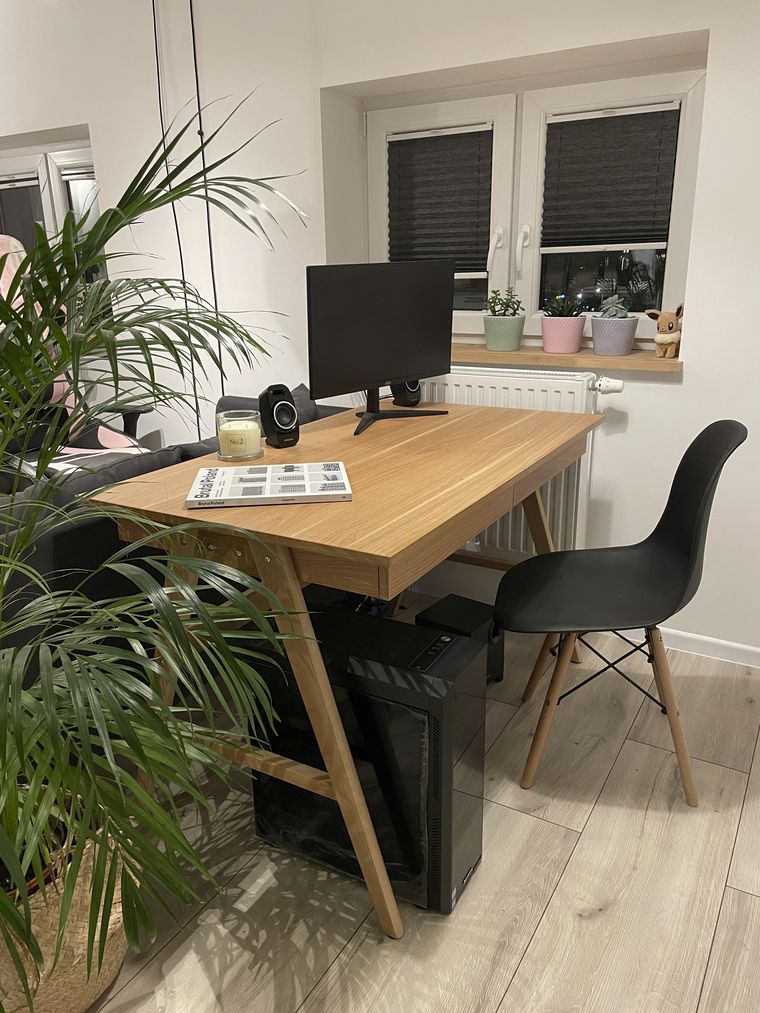2 Drawer Home Office Desk 120 x 70 cm Light Wood SHESLAY | Beliani.co.uk