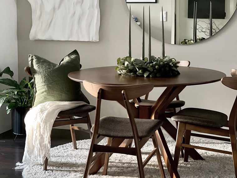Round Dining Table ⌀ 120 cm Dark Wood TYMIS | Beliani.co.uk
