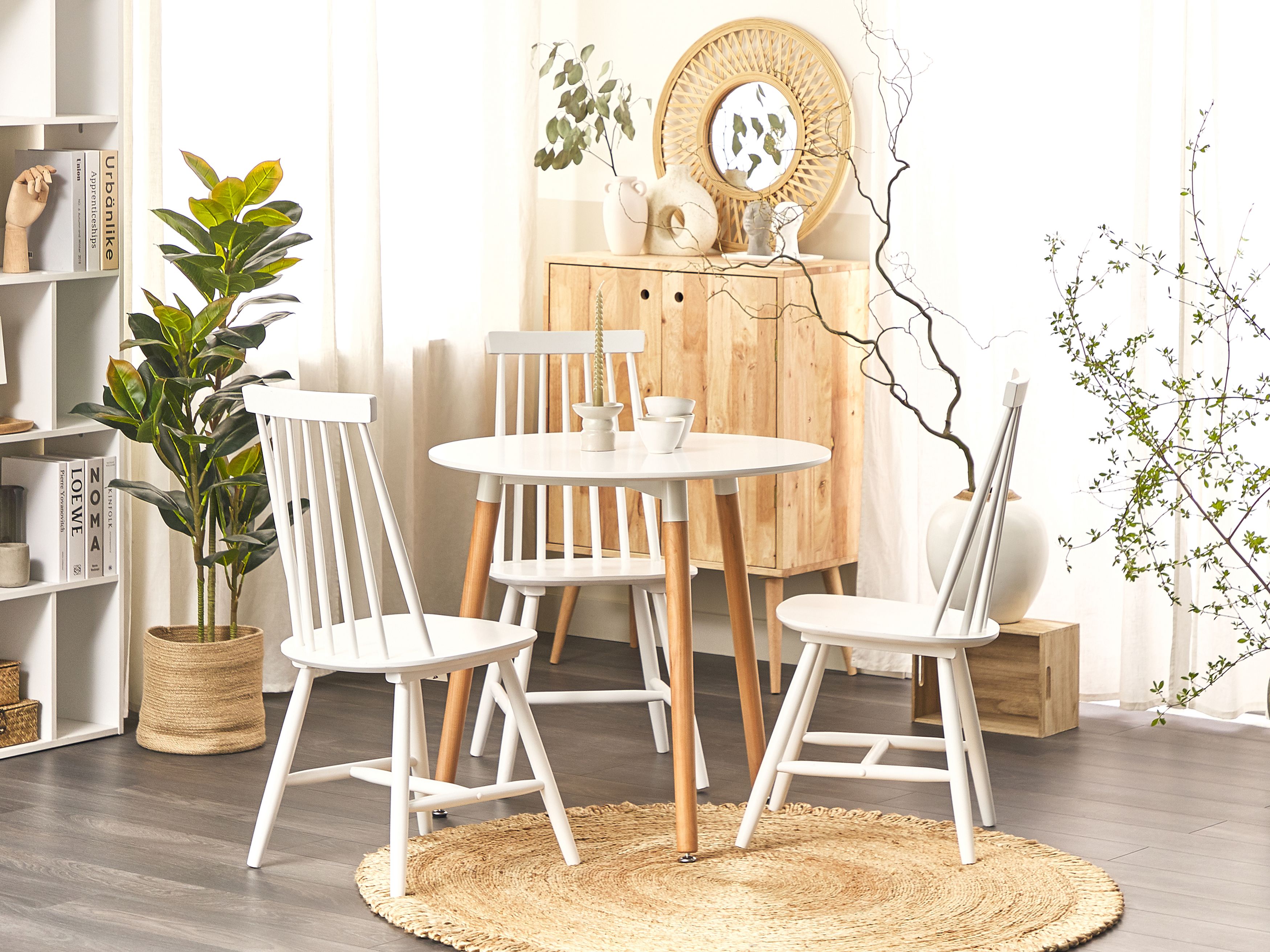 Round Dining Table ⌀ 80 cm White BOMA | Beliani.co.uk