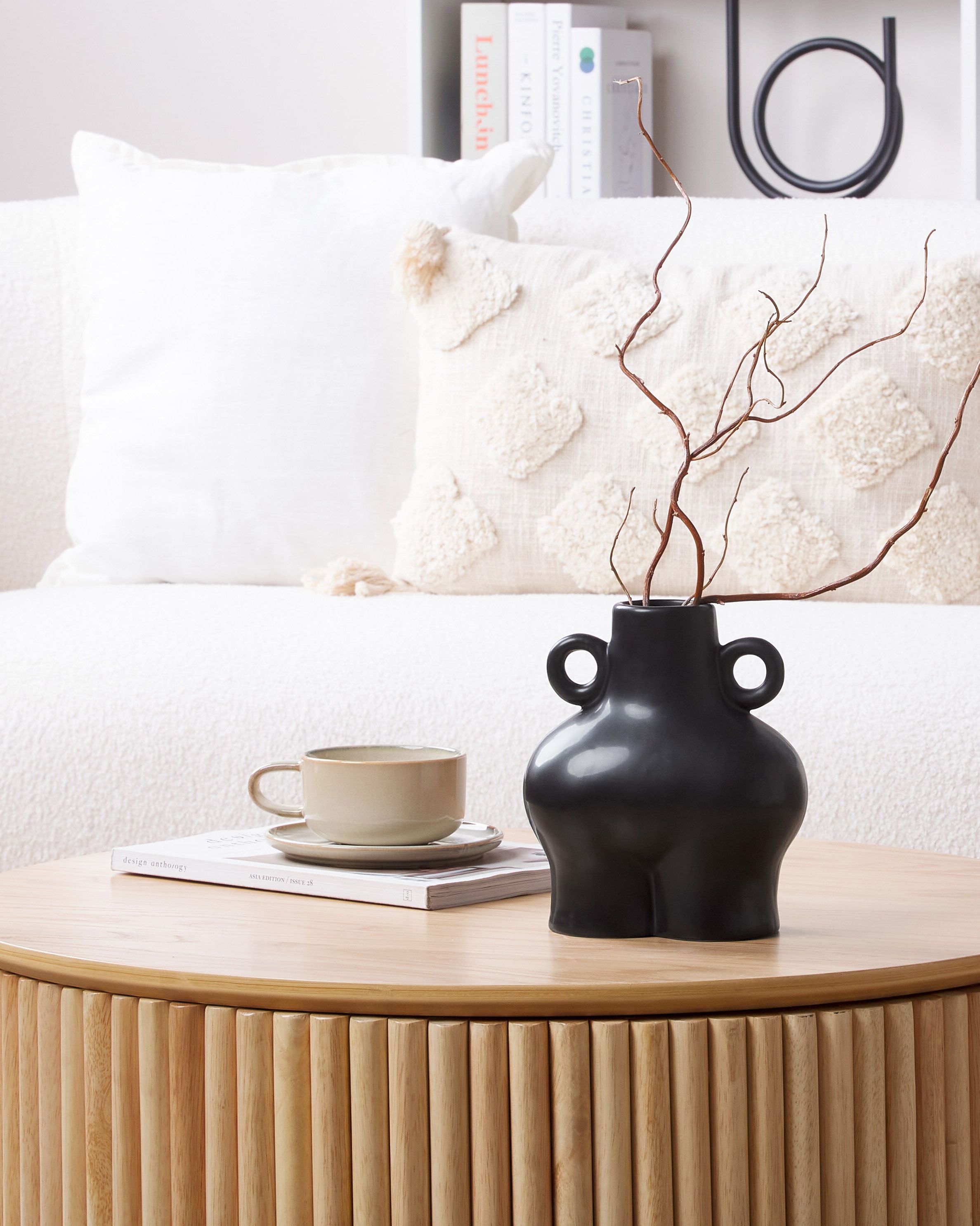 Dolomite Ceramic Flower Vase 20 cm Black NAFPLIO | Beliani.co.uk