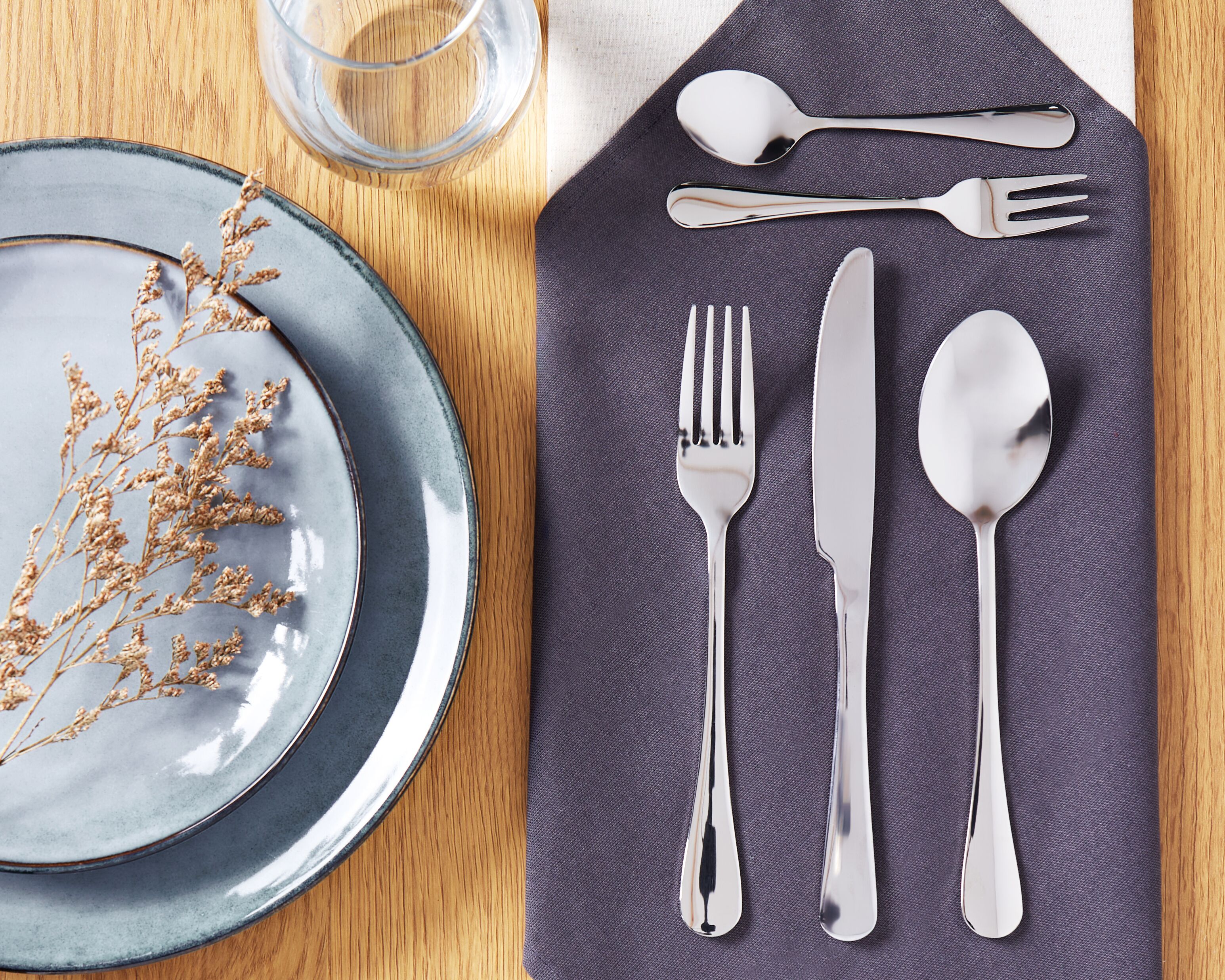 30 Piece Cutlery Set Silver FUSILLI | Beliani.co.uk