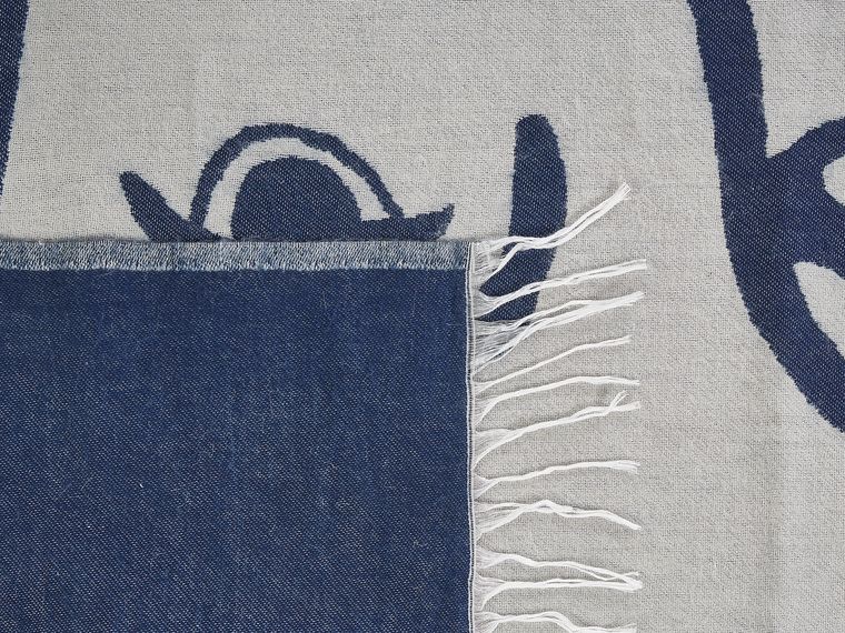 Filt 130 x 170 cm beige och blå HALEDE | Beliani.se