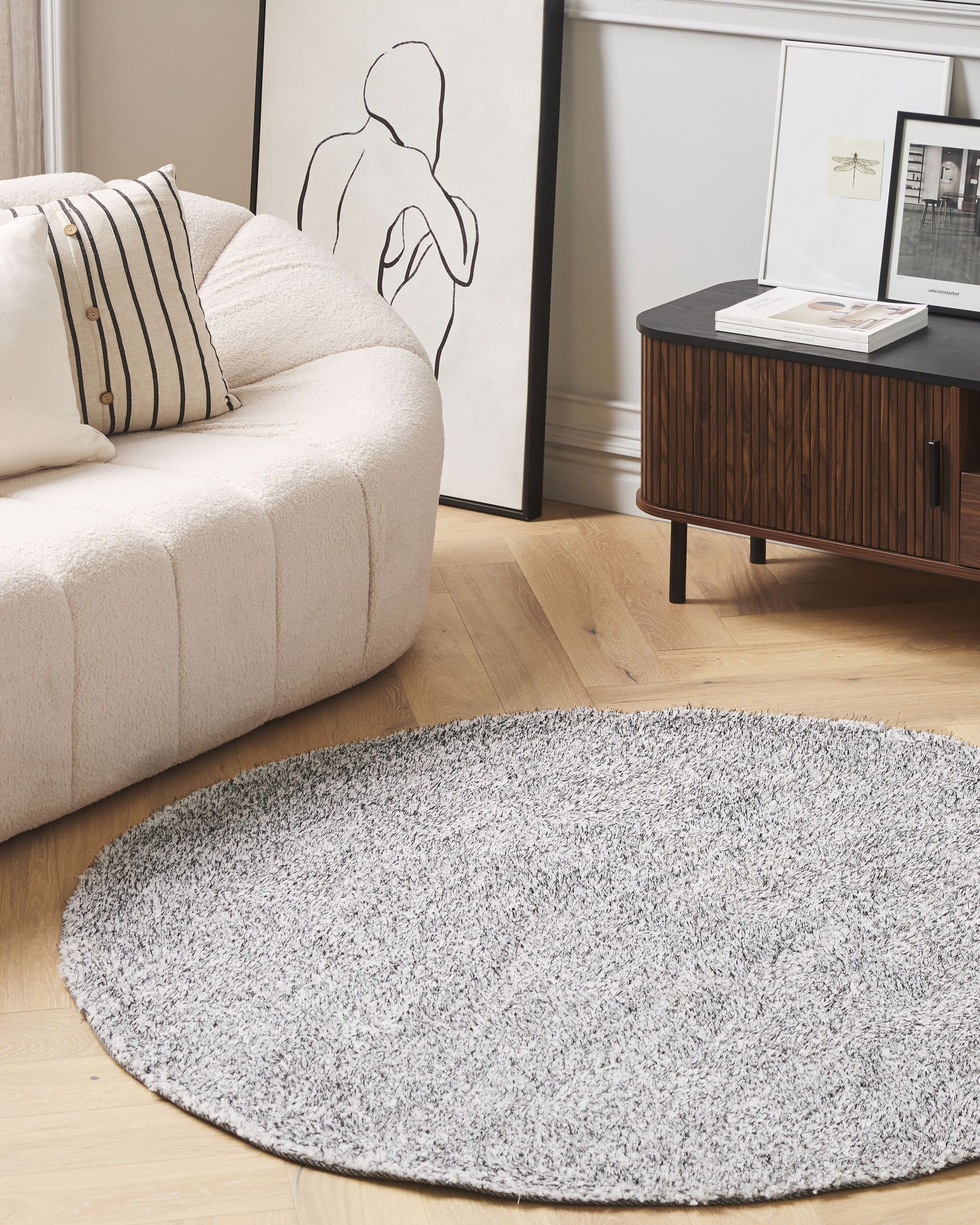 Shaggy Round Area Rug ⌀ 140 cm Salt and Pepper DEMRE | Beliani.co.uk