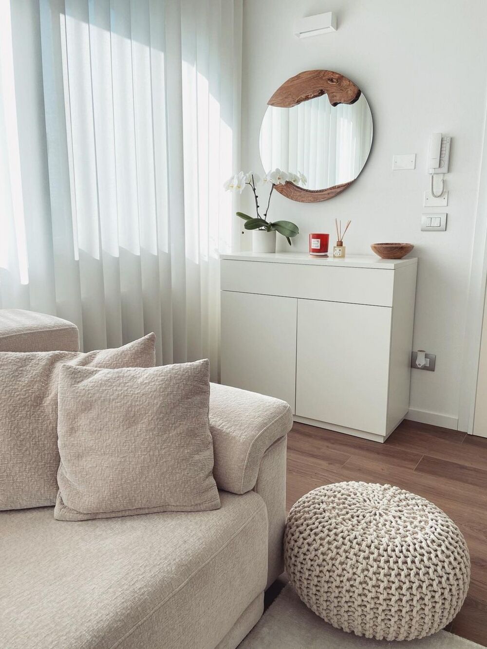 Pouffe Ottoman 50 x 35 cm Beige CONRAD | Beliani.co.uk