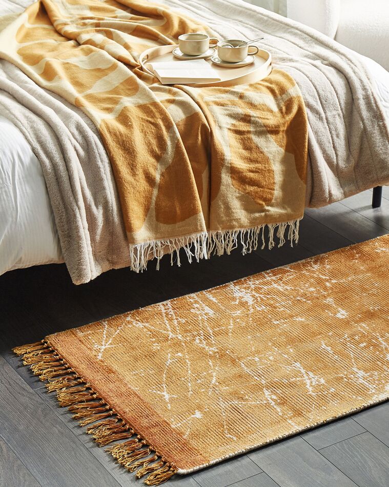 Viscose Area Rug 80 x 150 cm Orange HANLI | Beliani.co.uk