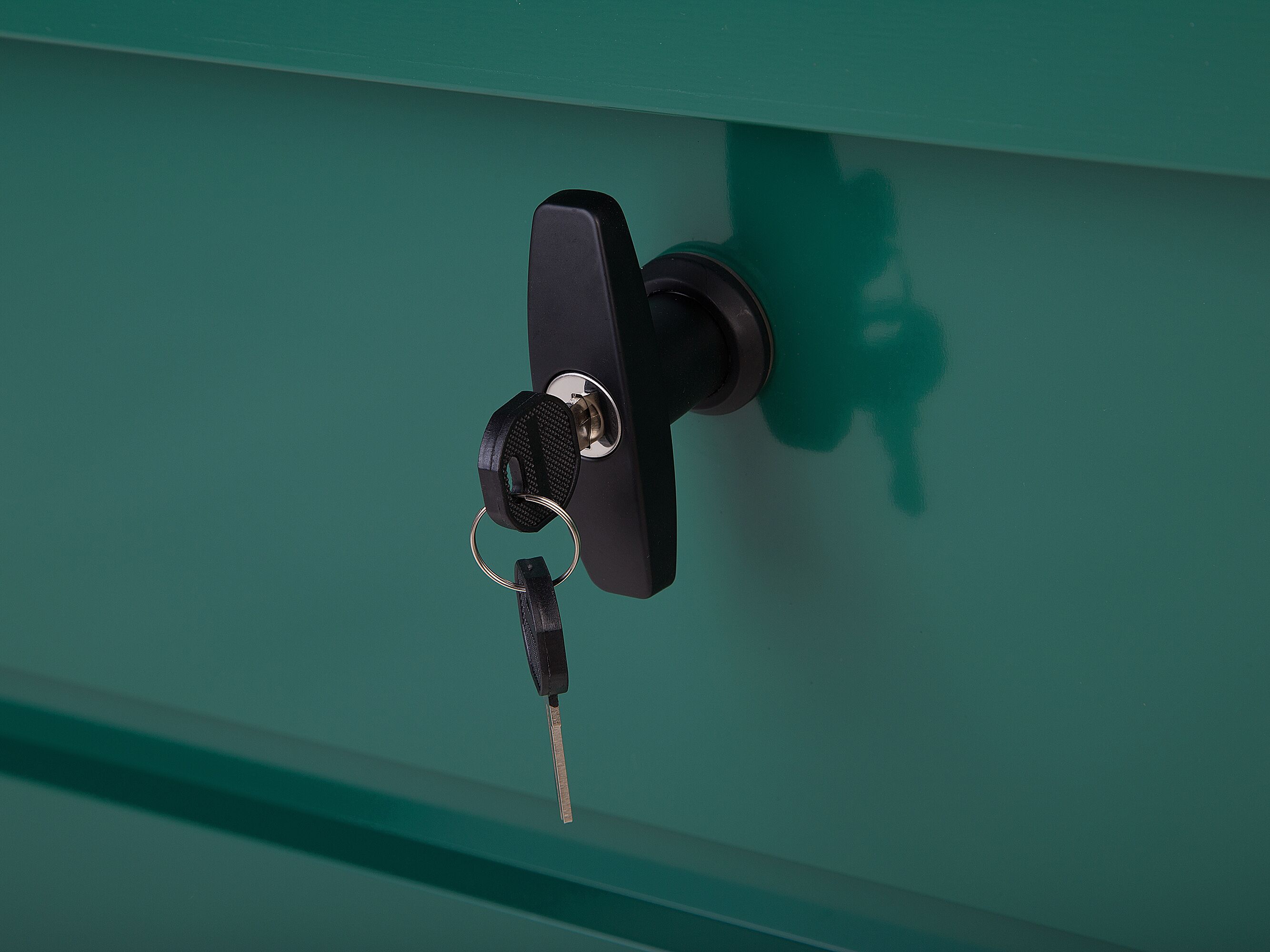 Garden Storage Box 132 x 62 cm Green CEBROSA | Beliani.co.uk