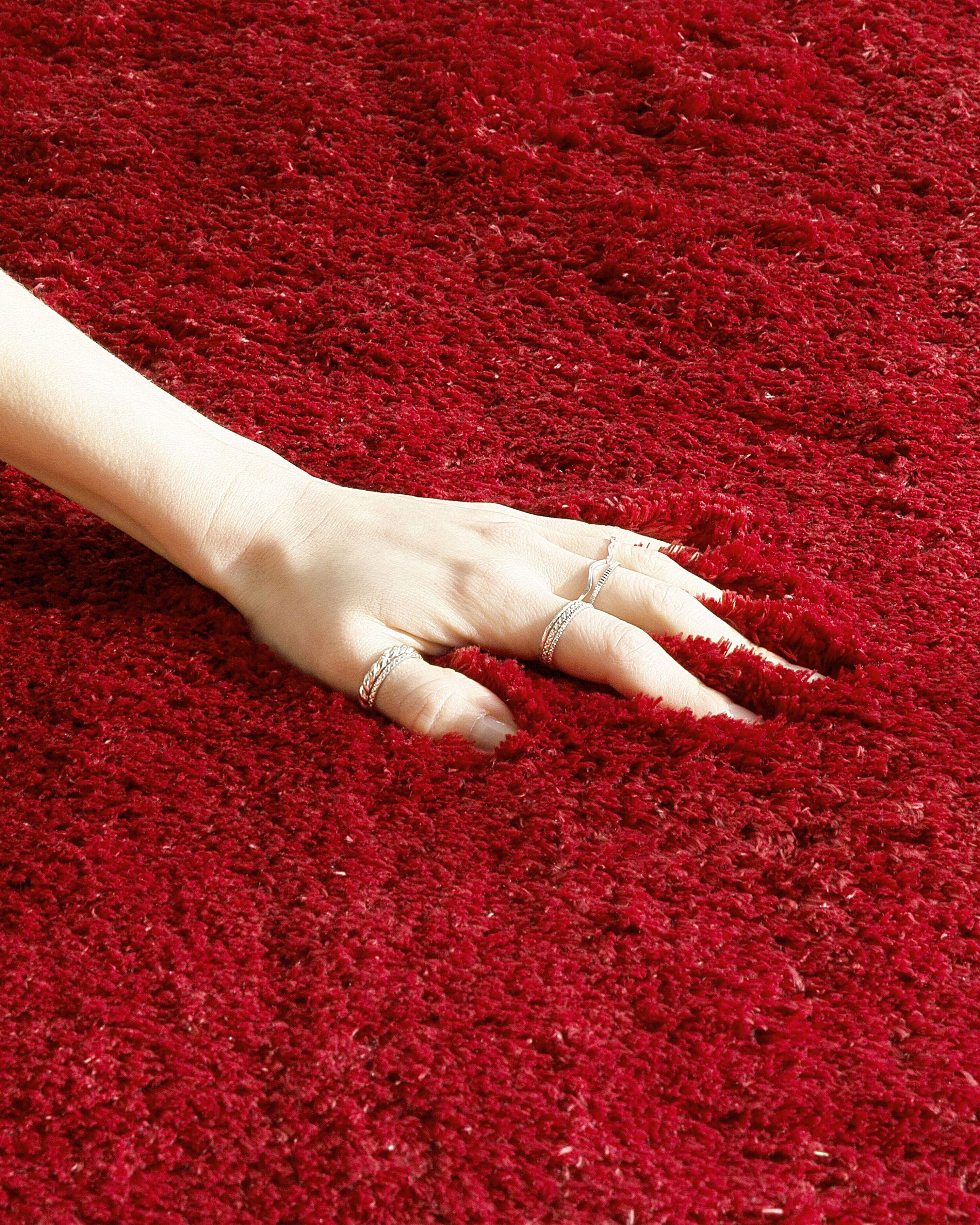 Shaggy Area Rug 140 x 200 cm Red EVREN | Beliani.co.uk