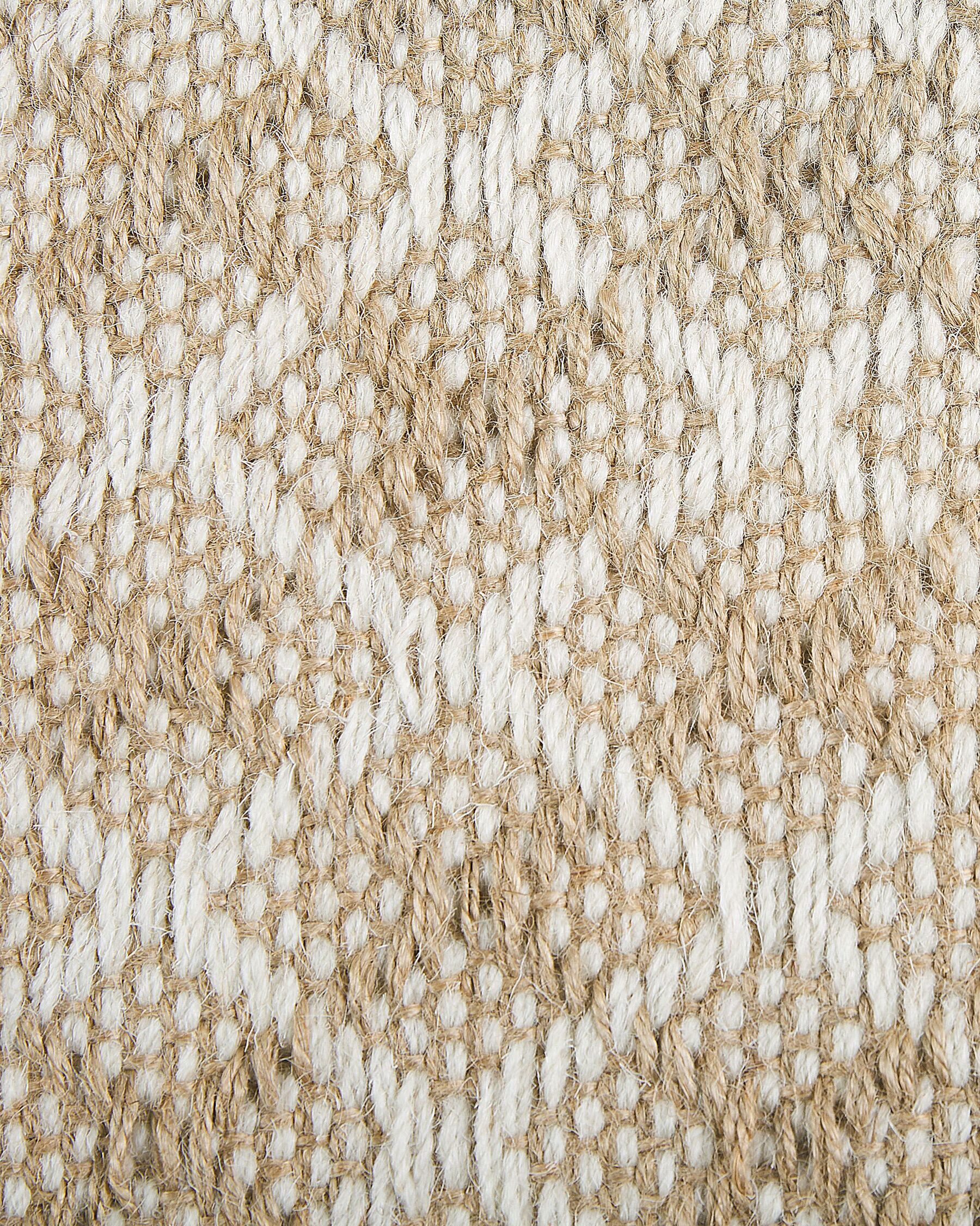 Teppich beige 50 x 80 cm kariertes Muster Kurzflor AKBEZ | Beliani.de