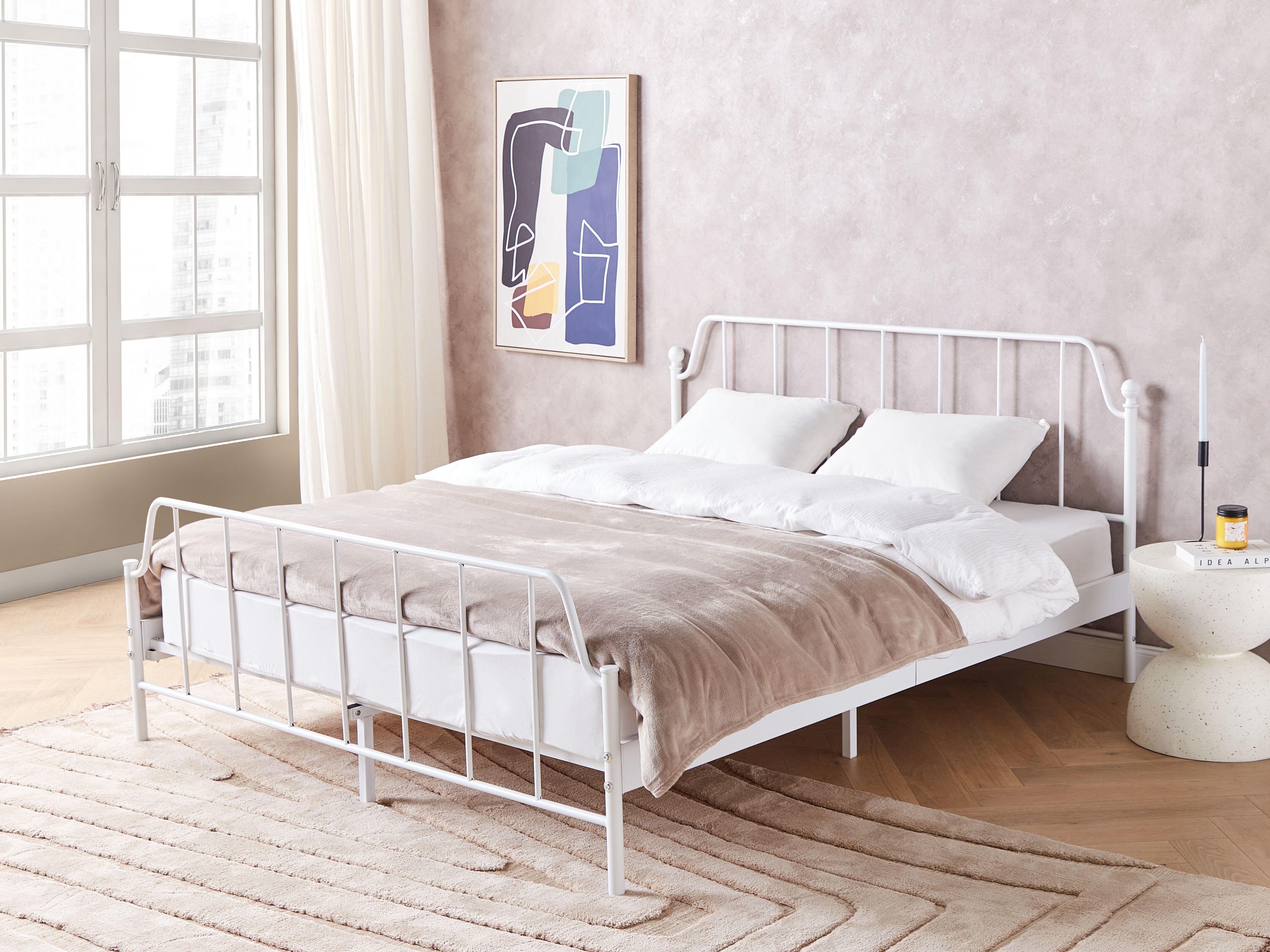 Lit double en métal blanc 160 x 200 cm MAURESSAC | Beliani.fr