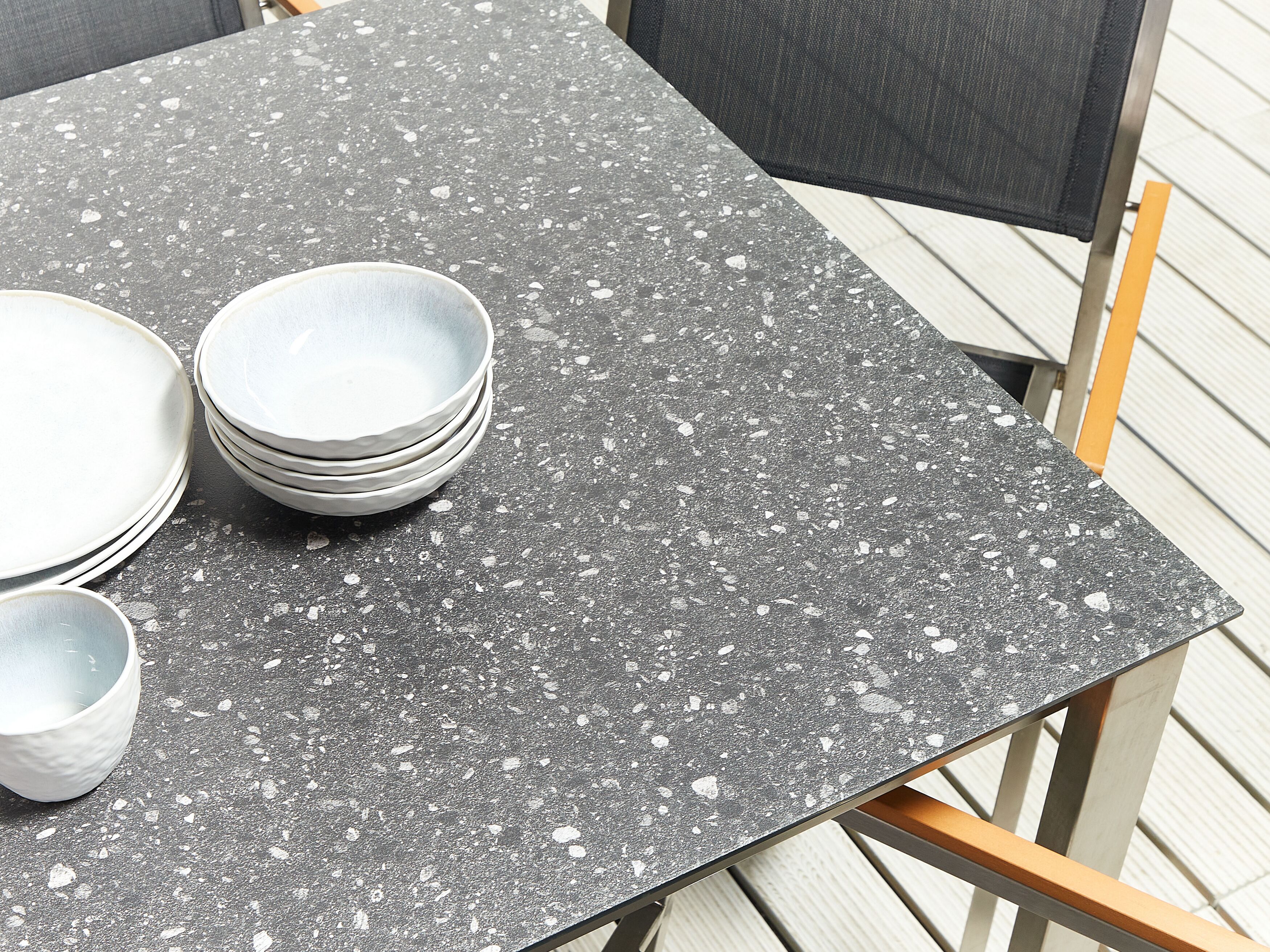 Conjunto de refeição de jardim 6 lugares com efeito de granito preto ...