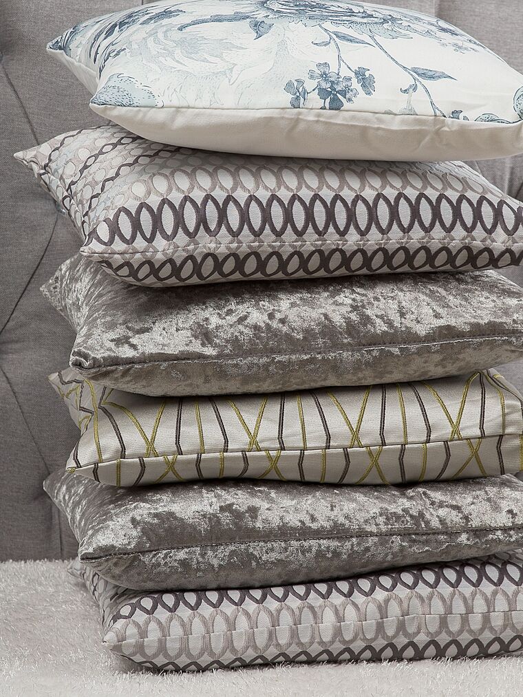 Set of 2 Cushions Diamond Pattern 45 x 45 cm Grey FENNEL | Beliani.co.uk