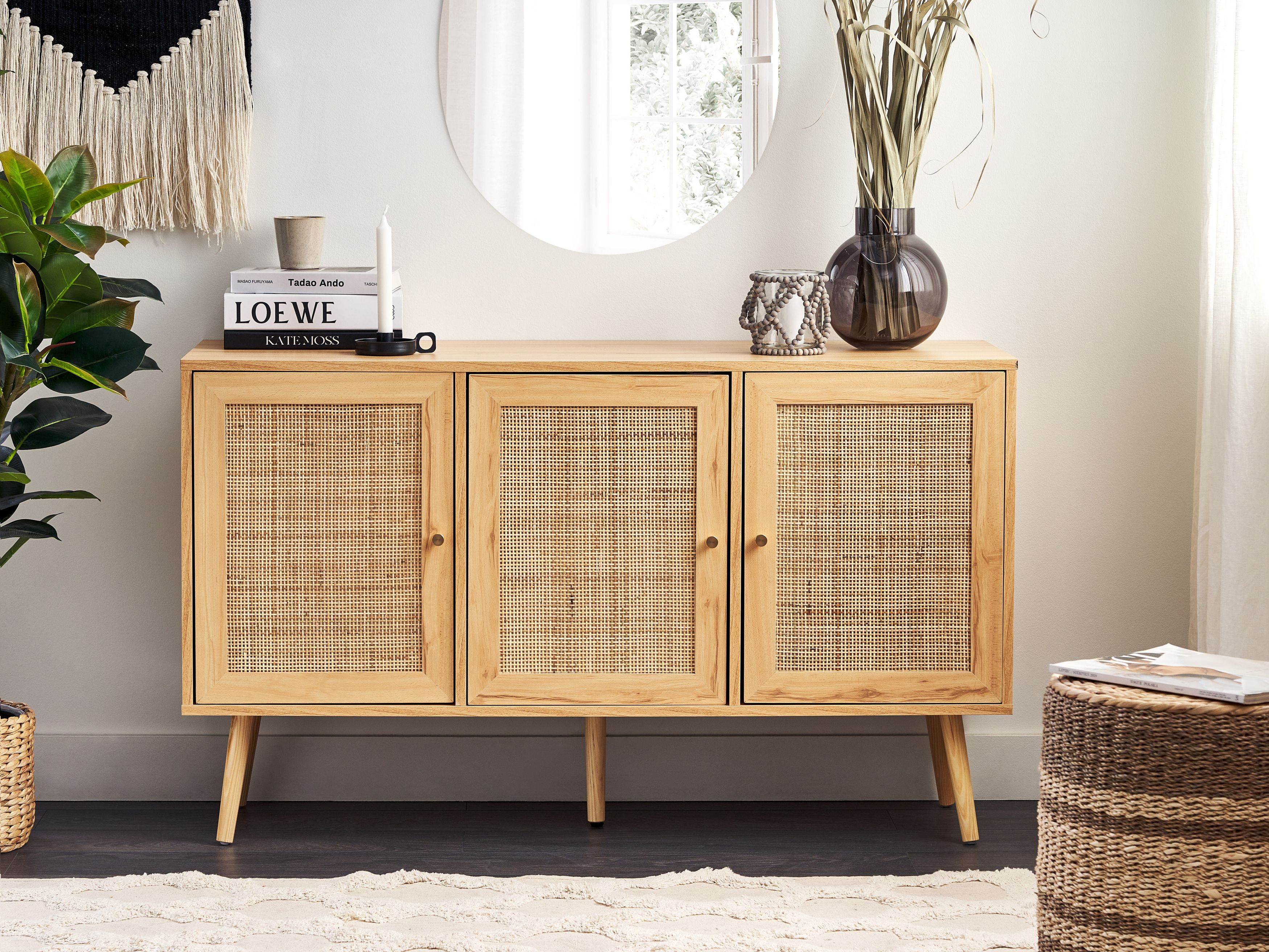 Rattan 3 Türen Sideboard Helles Holz PEROTE | Beliani.de