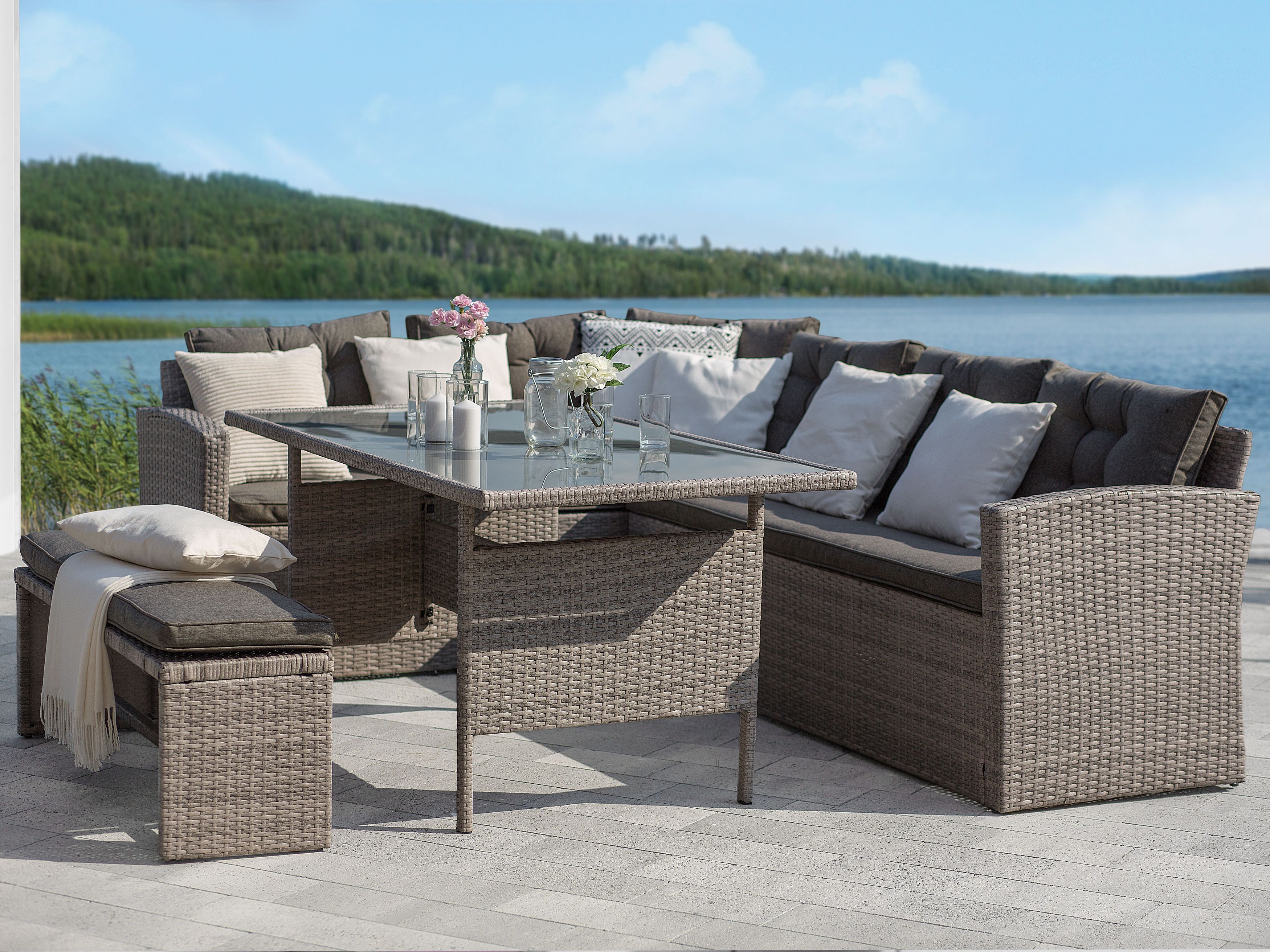 Conjunto de jardín 8 plazas de ratán color natural VITERBO | Beliani.es