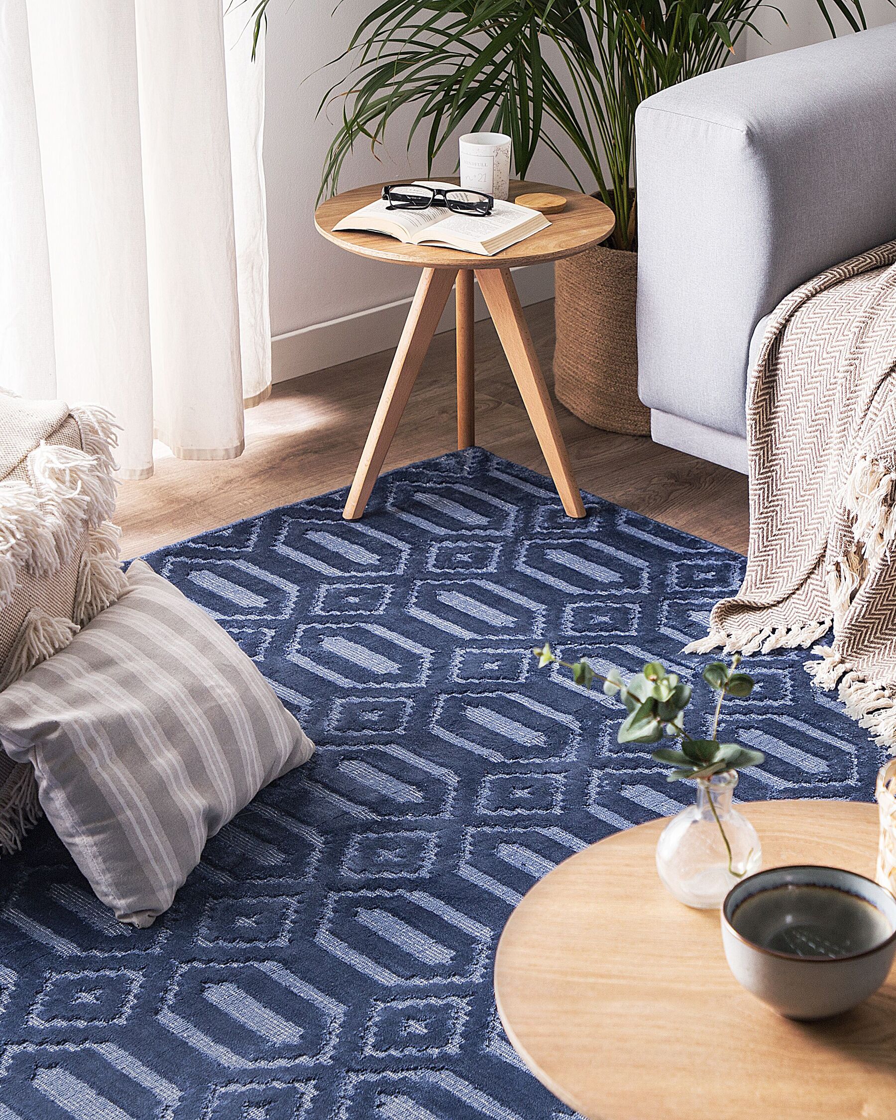 Tappeto blu scuro 160 x 230 cm a pelo corto ADATEPE | Beliani.it