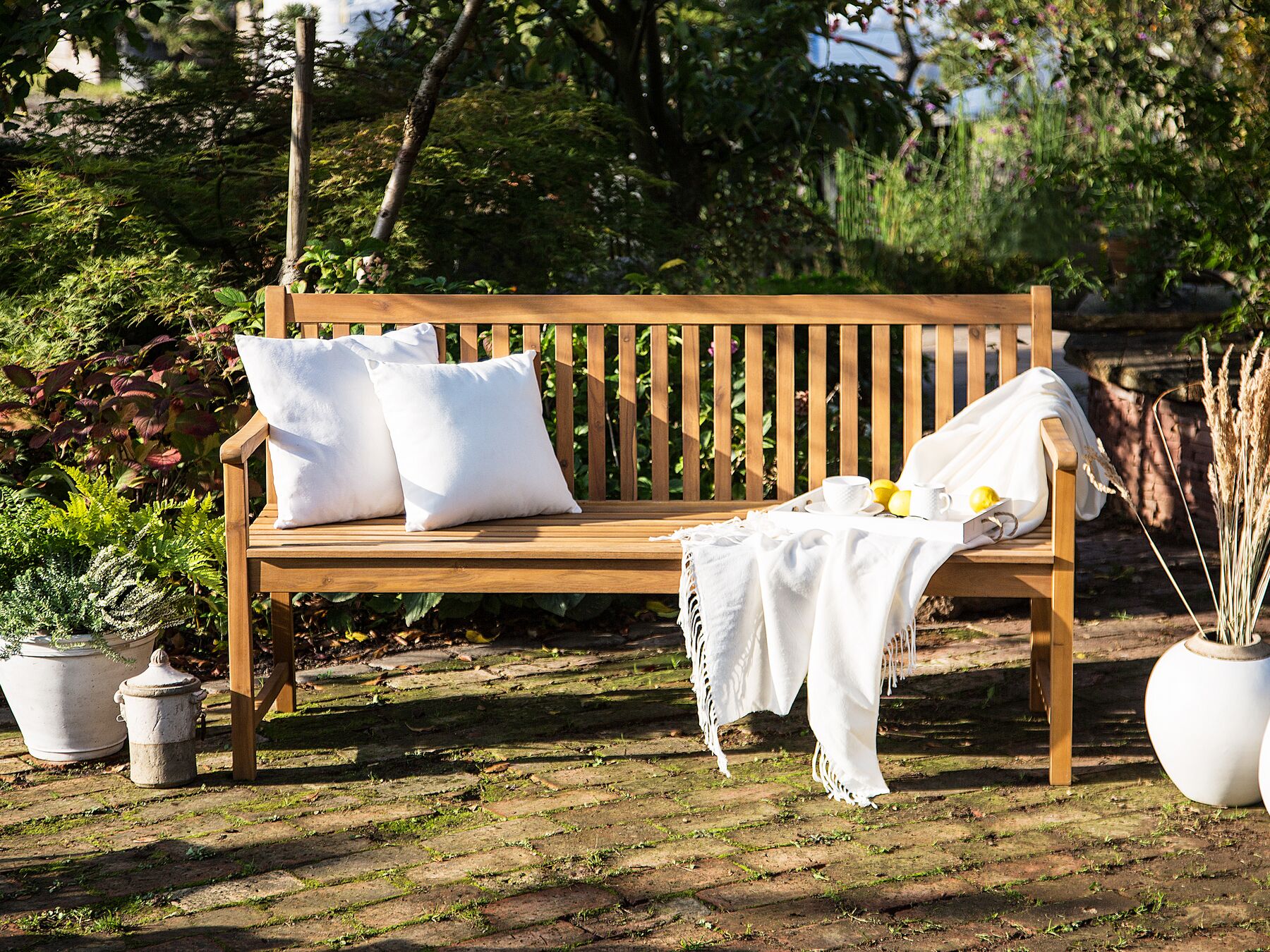 Acacia Wood Garden Bench 180 cm VIVARA | Beliani.co.uk