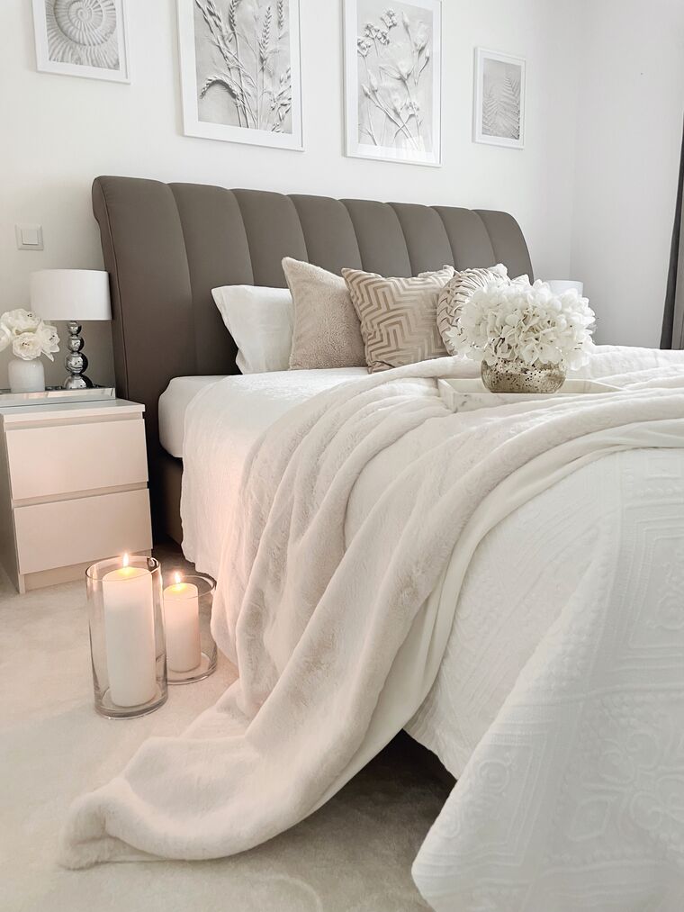 Plaid blanc 200 x 220 cm CHAAB | Beliani.fr