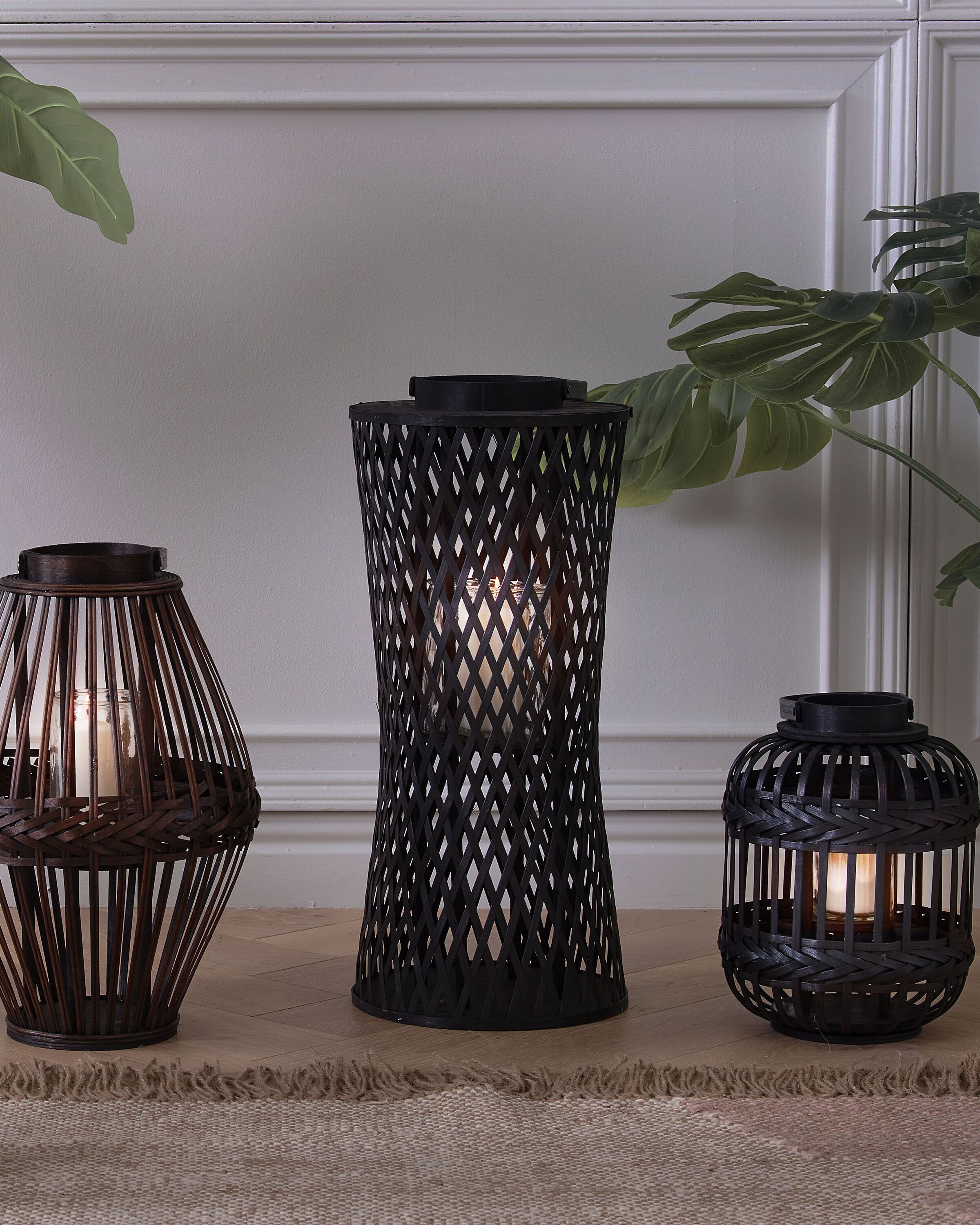 Lykta 58 cm bambu svart MACTAN | Beliani.se