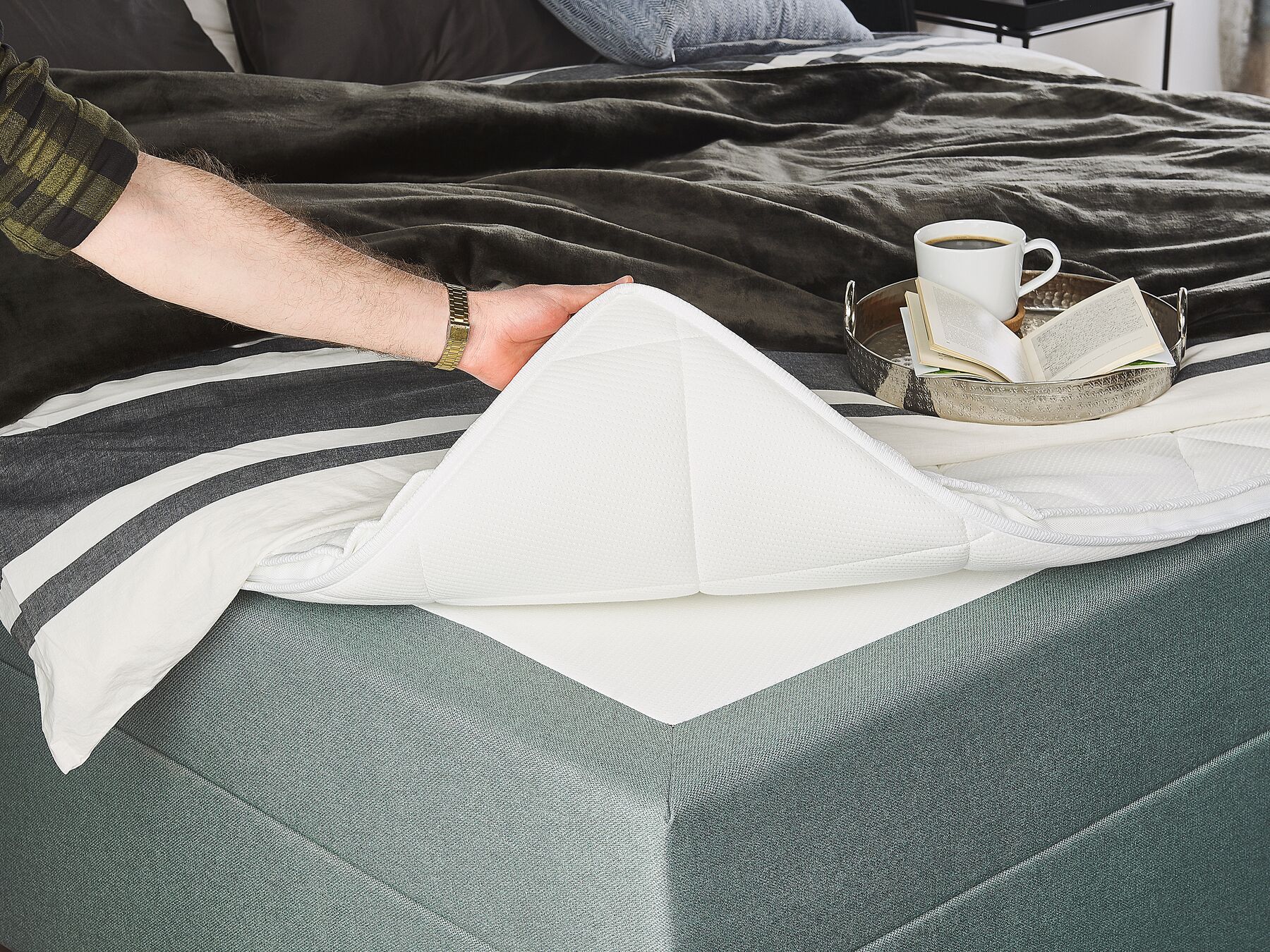 Koc 200 x 220 cm szary TERKE | Beliani.pl