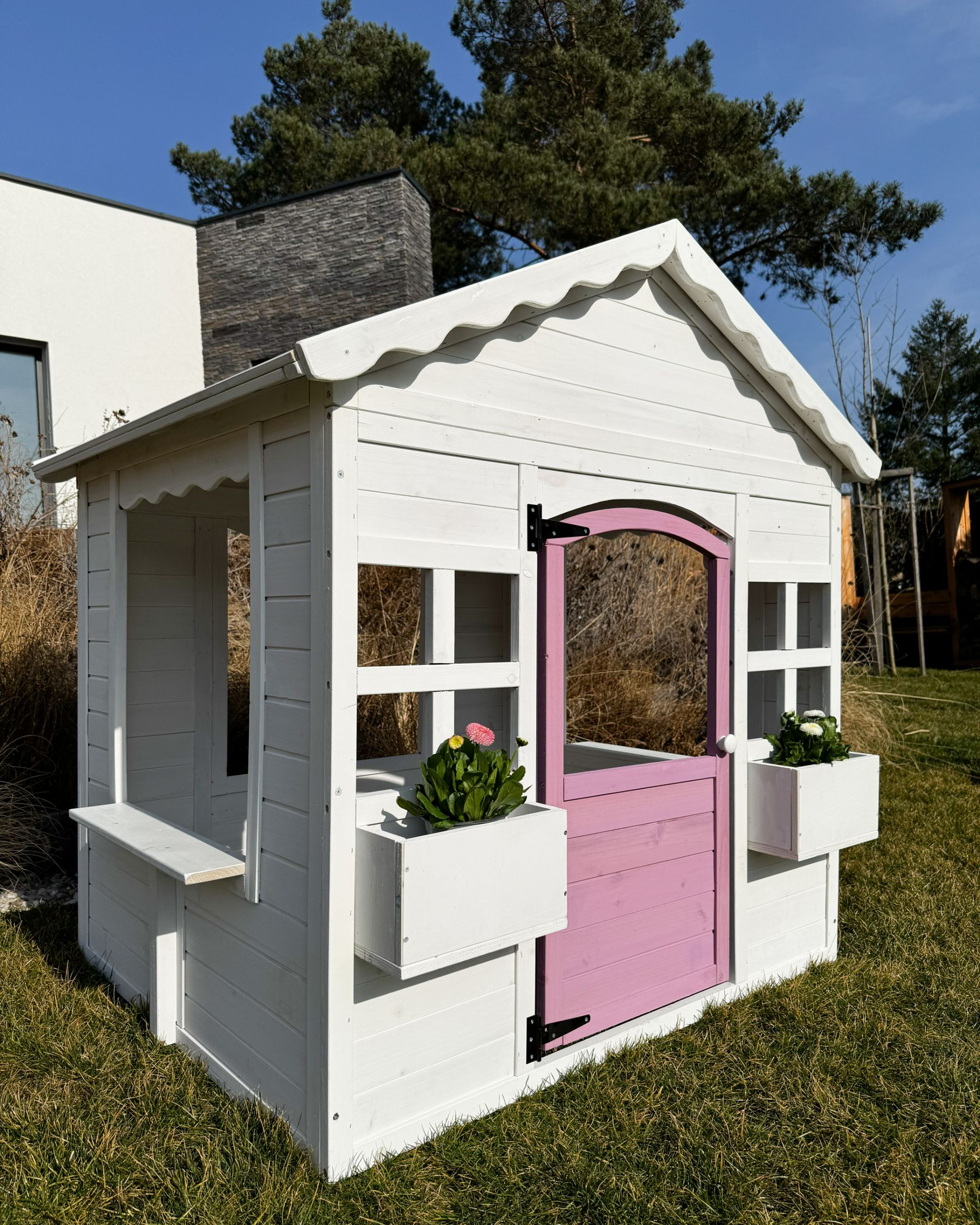 Garden Playhouse NIKAIA Fir Wood White | Beliani.co.uk