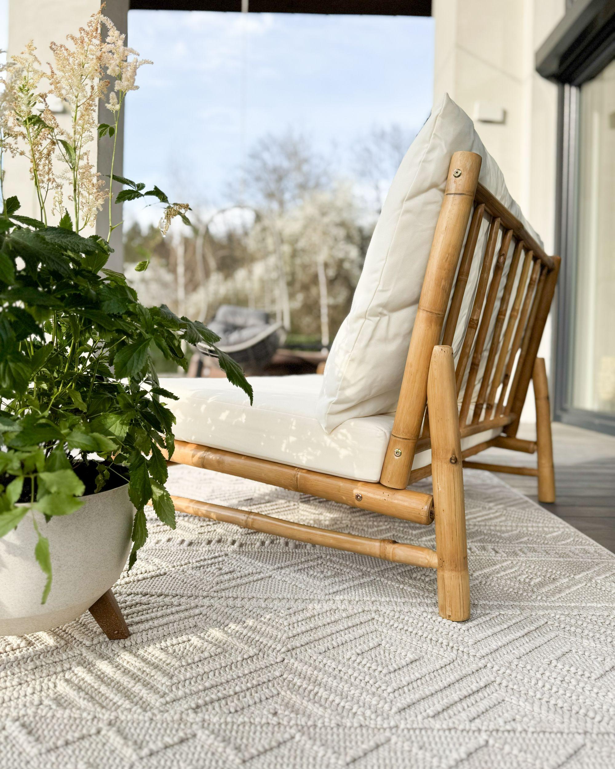 Garden Chair TODI Bamboo Wood Off-White | Beliani.co.uk