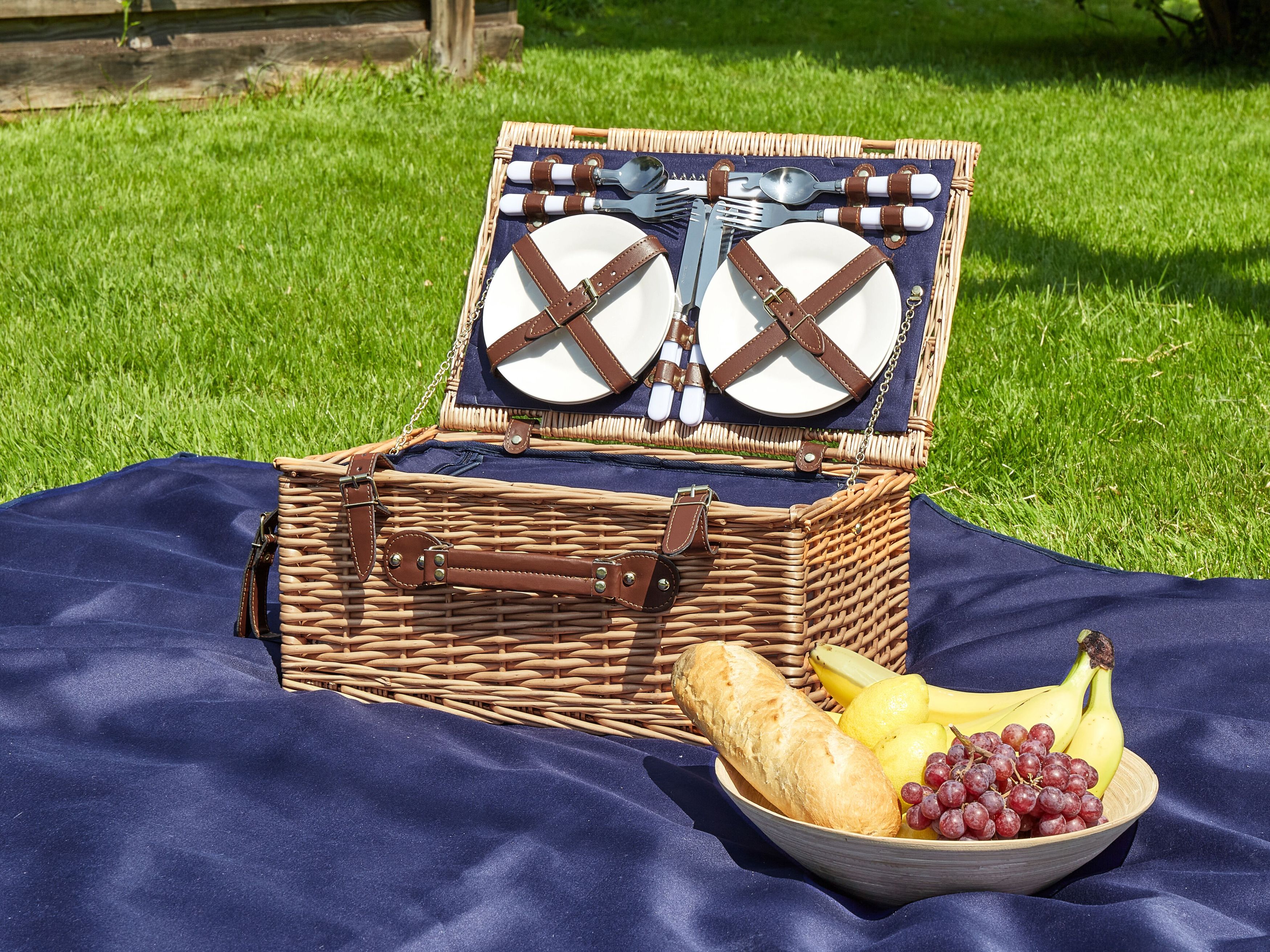 4 Person Wicker Picnic Hamper Natural CREPES | Beliani.co.uk