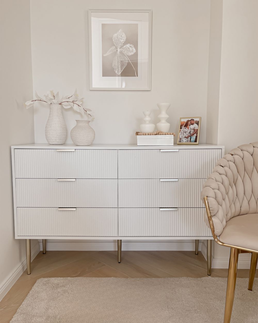 White 6 drawers store