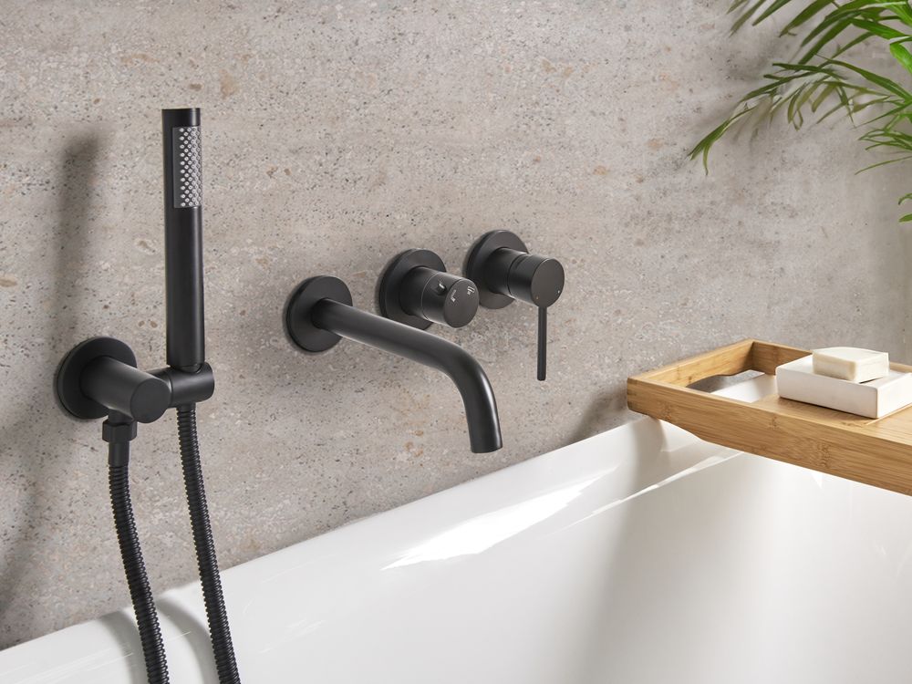 Freestanding Bathtub CAYMAN 1530 x 770 mm Red | Beliani.co.uk