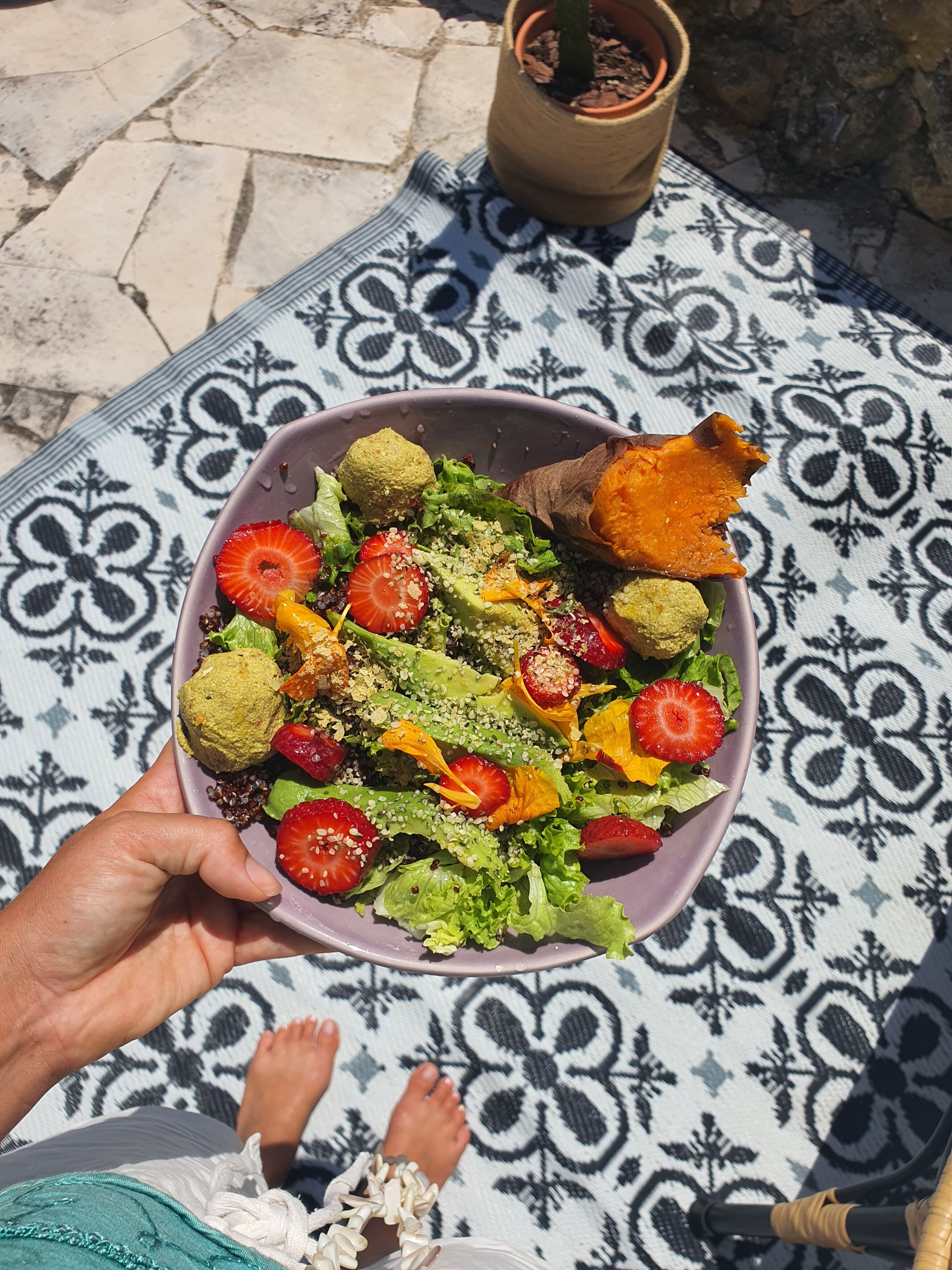 Outdoor Teppich schwarz / weiß 120 x 180 cm geometrisches Muster NELLUR ...