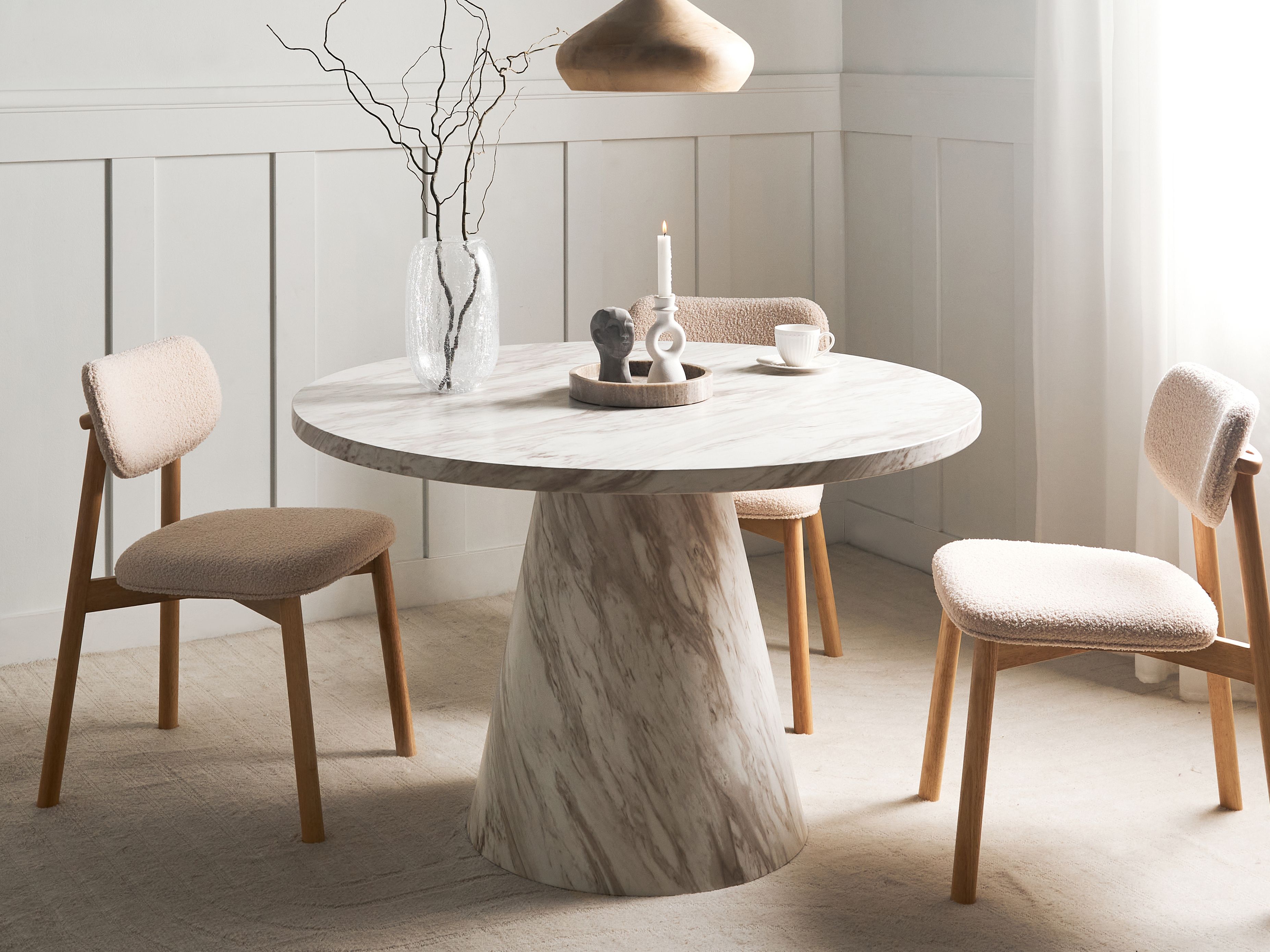 Matbord MERE Vit marmor 120 cm 120 cm | Beliani.se