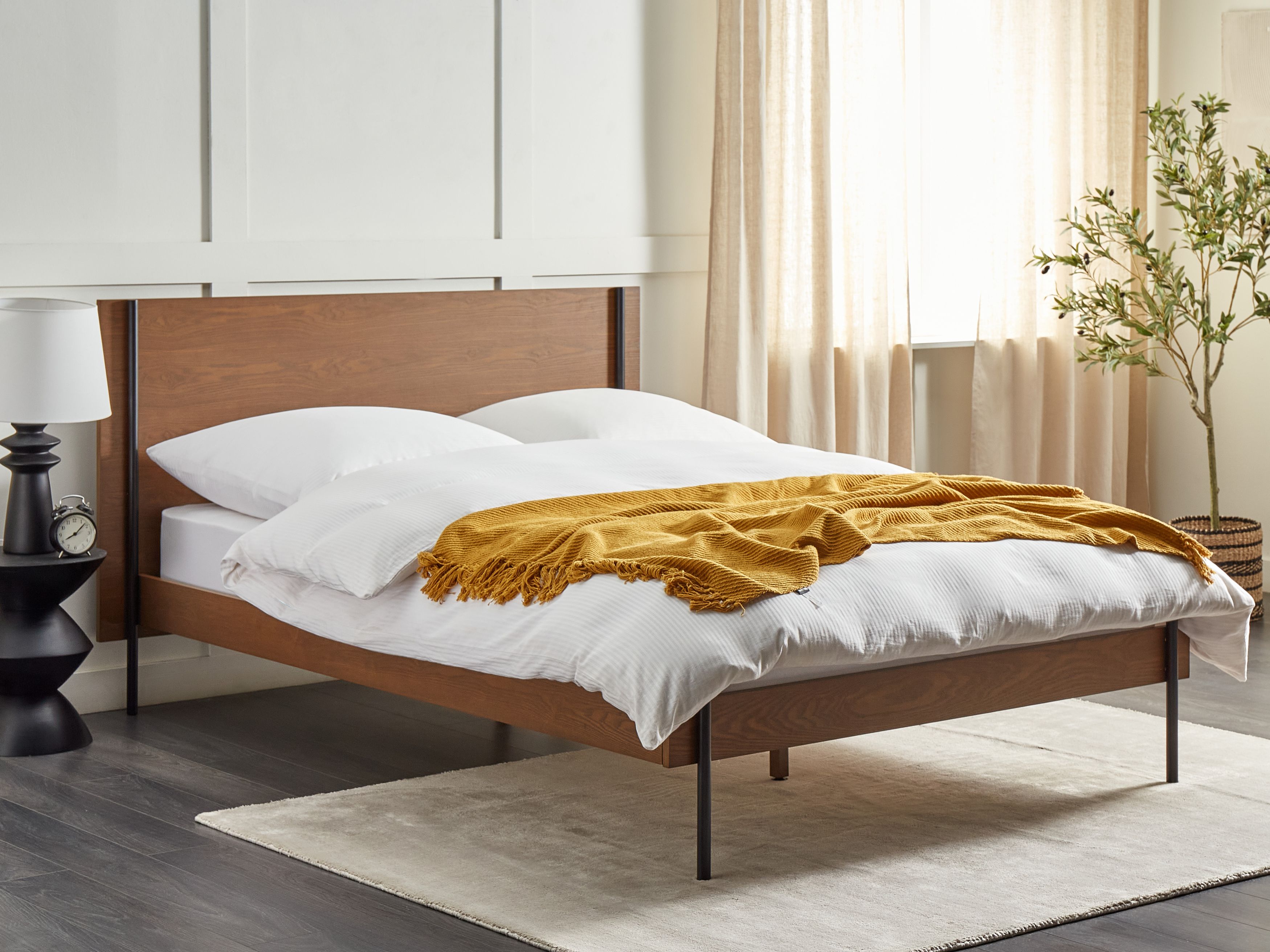 Ágy LIBERMONT 140 x 200 cm Sötét kőris | Beliani.hu