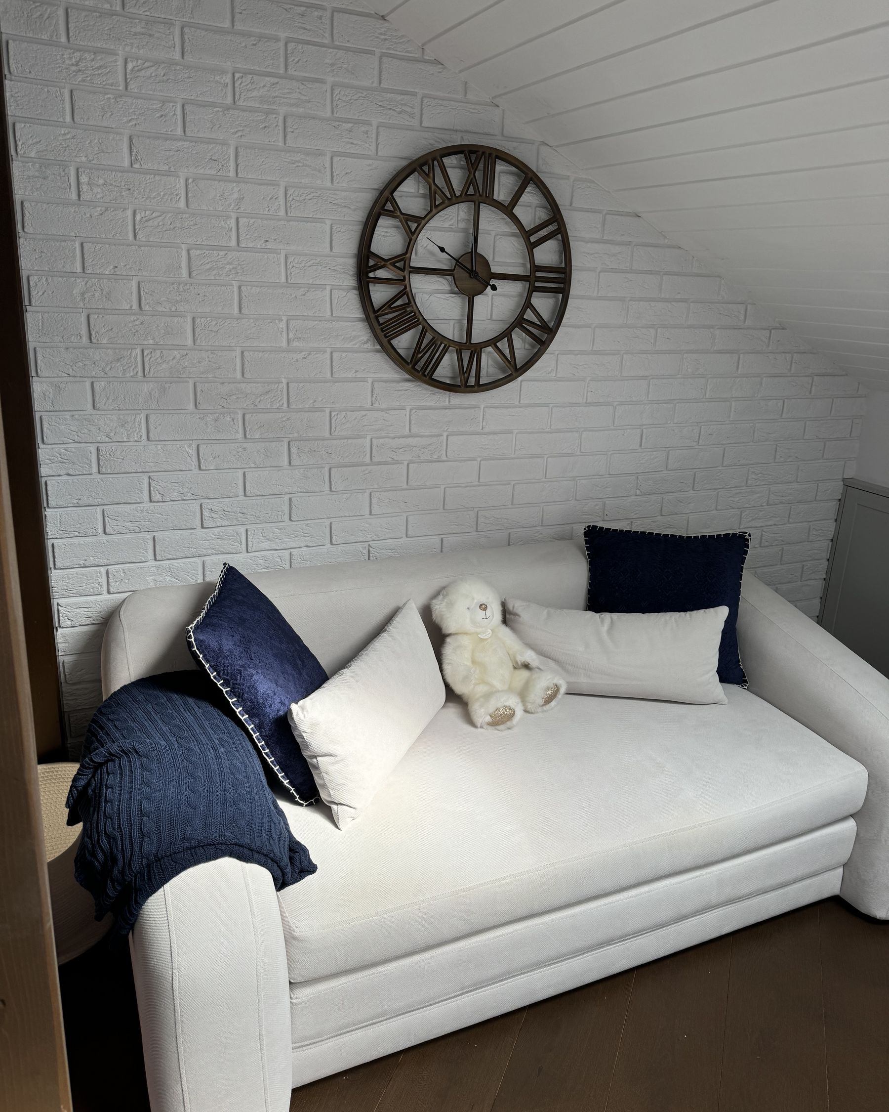 Set of 2 Decorative Cushions MELUR 45 x 45 cm Dark Blue Ikat | Beliani ...