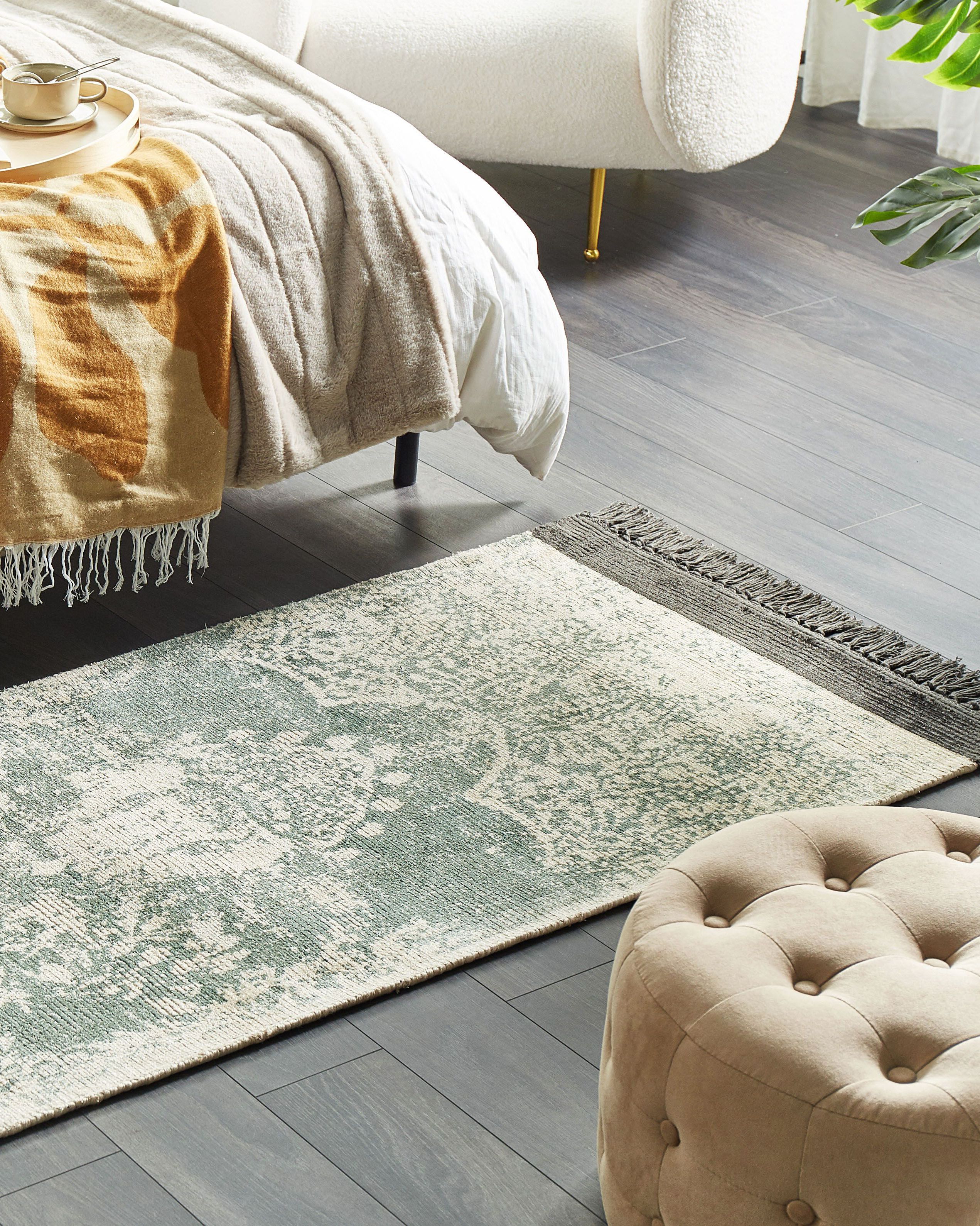 Viscose Area Rug 80 x 150 cm Green and Beige AKARSU | Beliani.co.uk