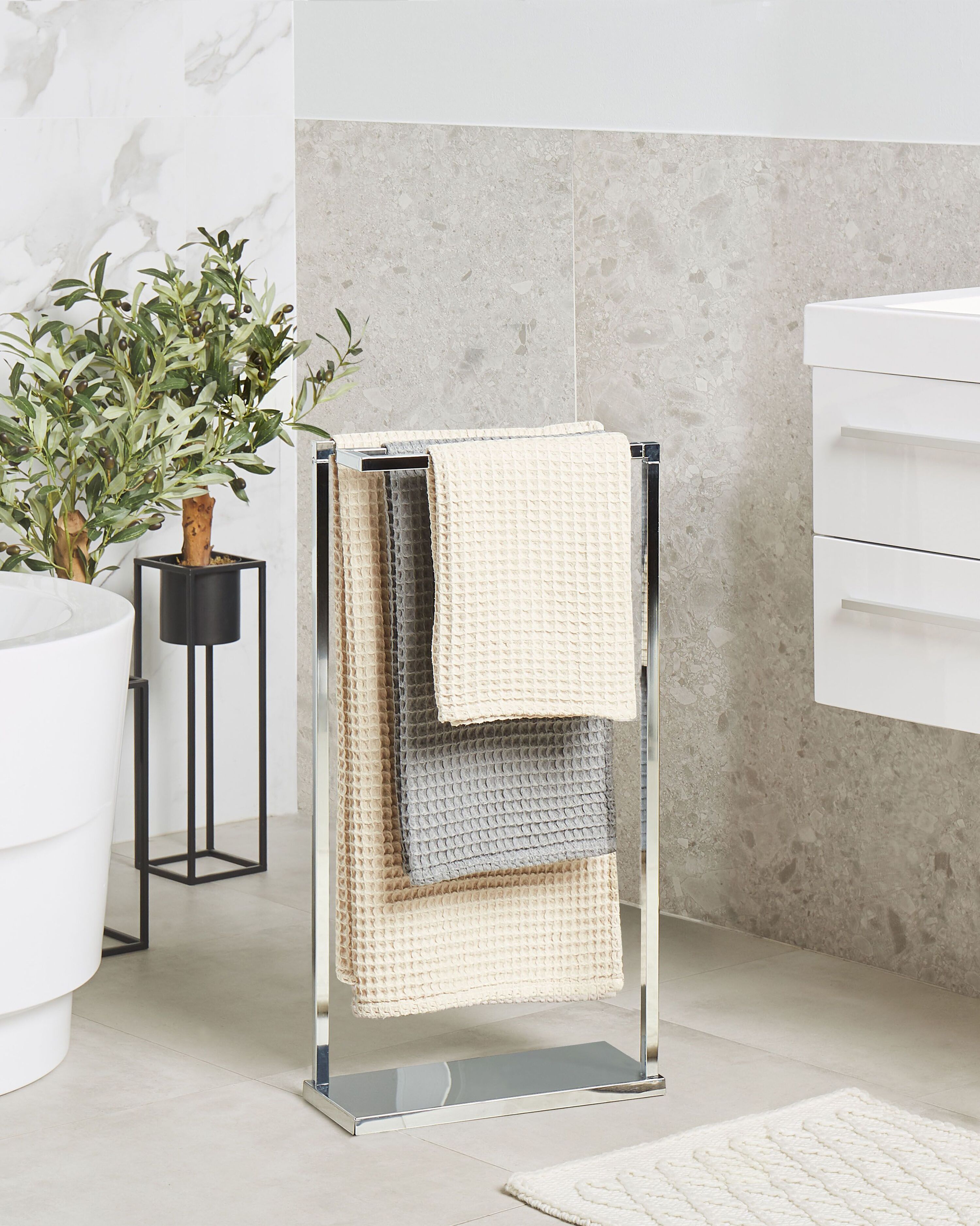 Pyyheteline hopea 42 x 83 cm GARCITAS | Beliani.fi