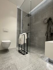 Pyyheteline RECREO metalli Musta | Beliani.fi