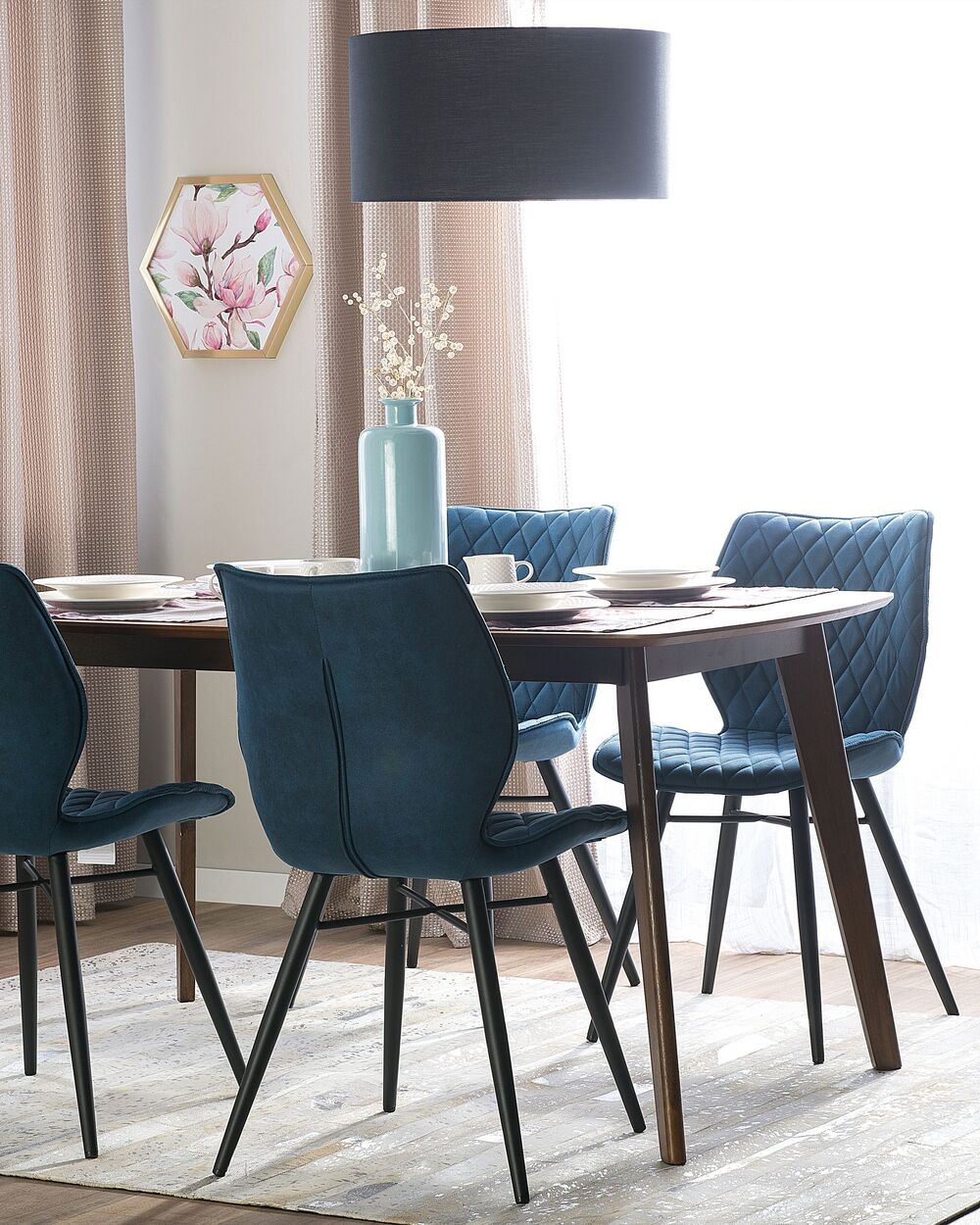 Mesa de comedor KENTON Marrón claro 140 cm 80 cm | Beliani.es