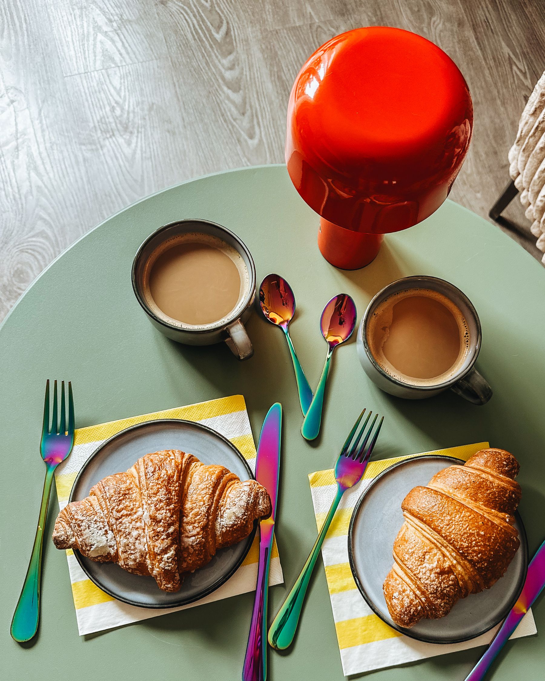 30 Piece Cutlery Set FUSILLI Multicolour | Beliani.co.uk