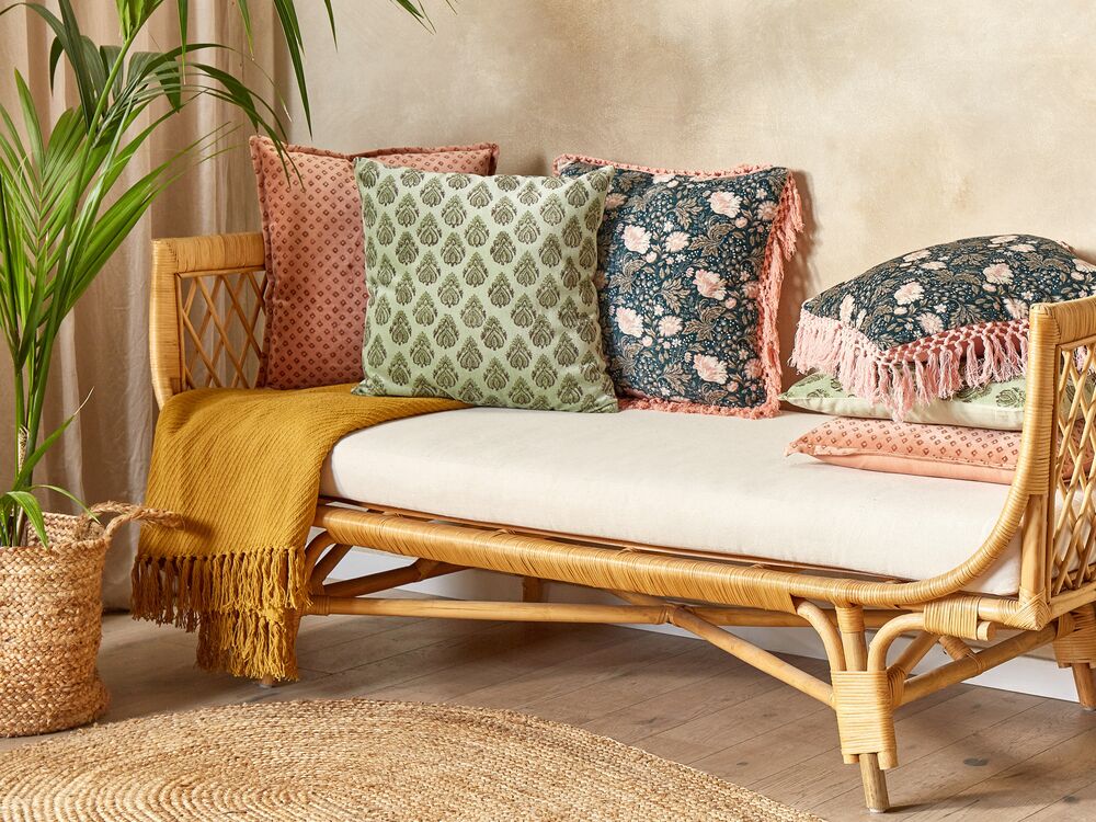 Set of 2 Decorative Cushions RUNGIA Velvet 45 x 45 cm Green Floral ...