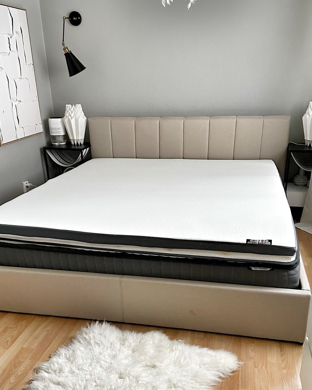 Memory Foam Mattress CHARM Firm 180 x 200 cm Super King Size Beliani