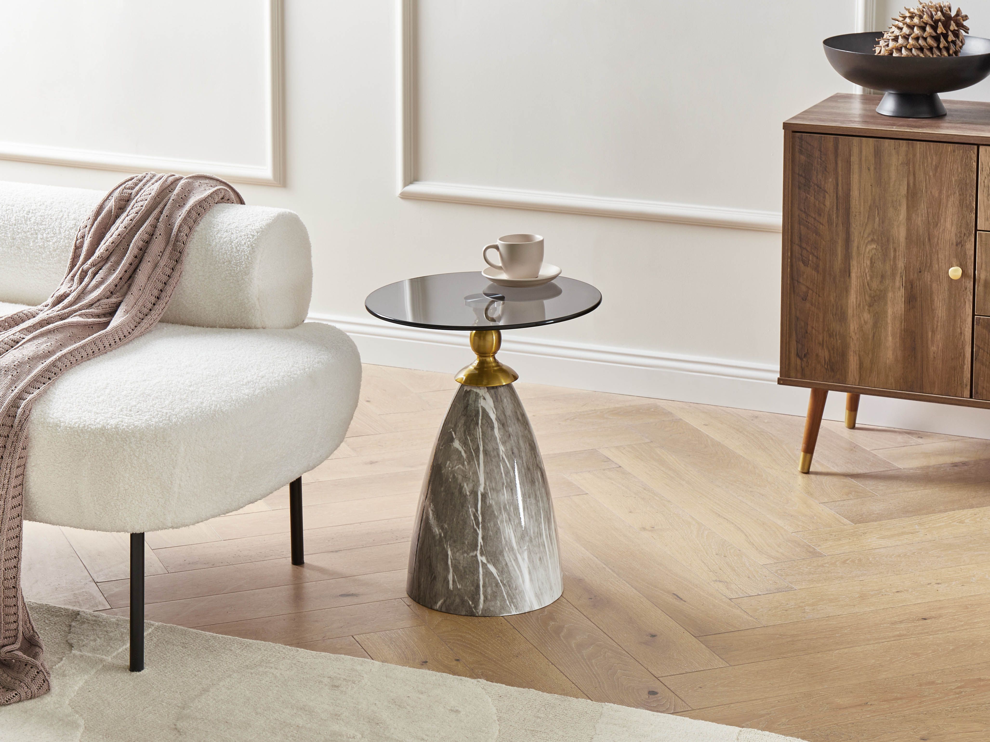 Odkládací stolek CADY Bezpečnostní sklo Černý mramor | Beliani.cz