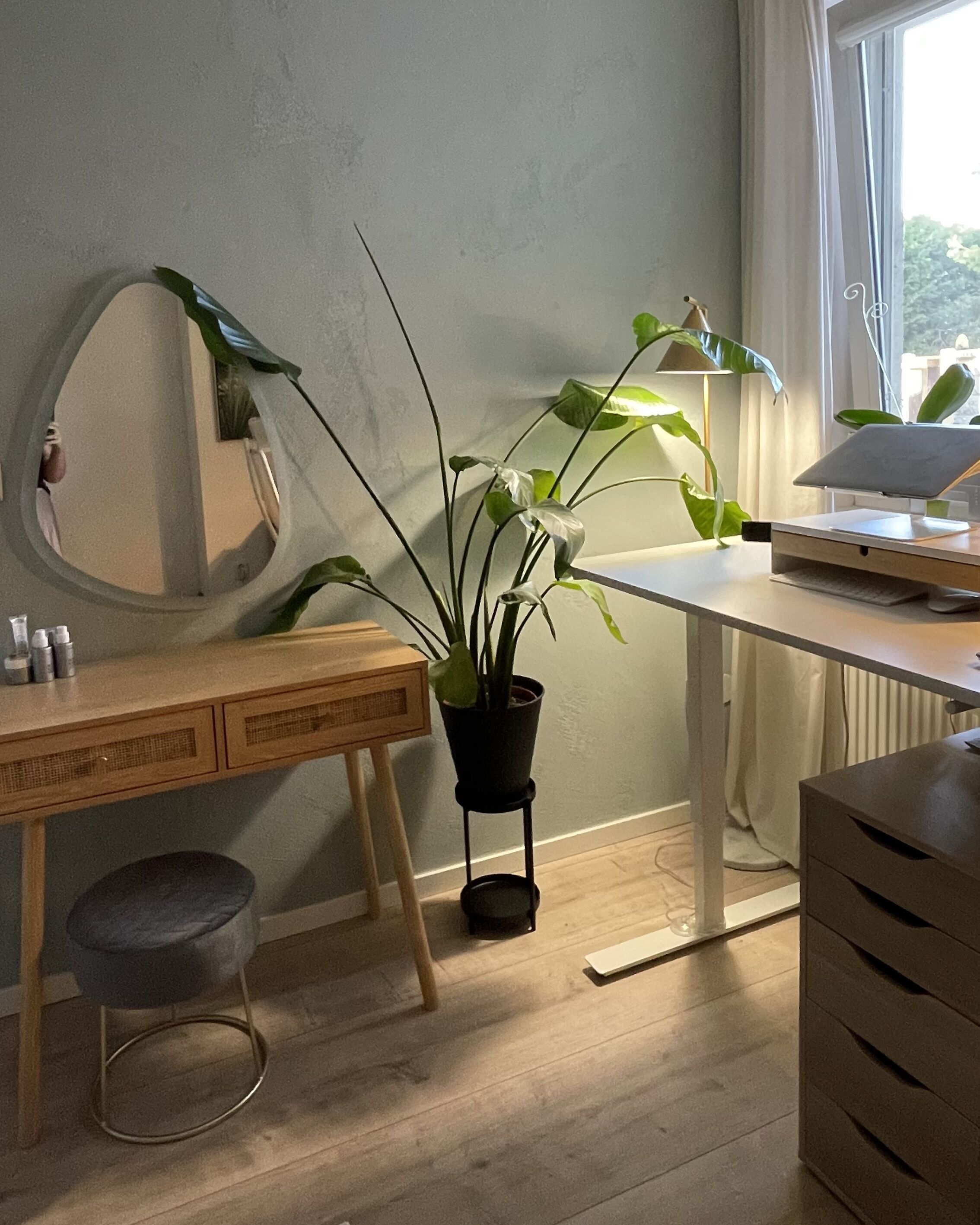 Console Table ODELL Light Brown | Beliani.co.uk