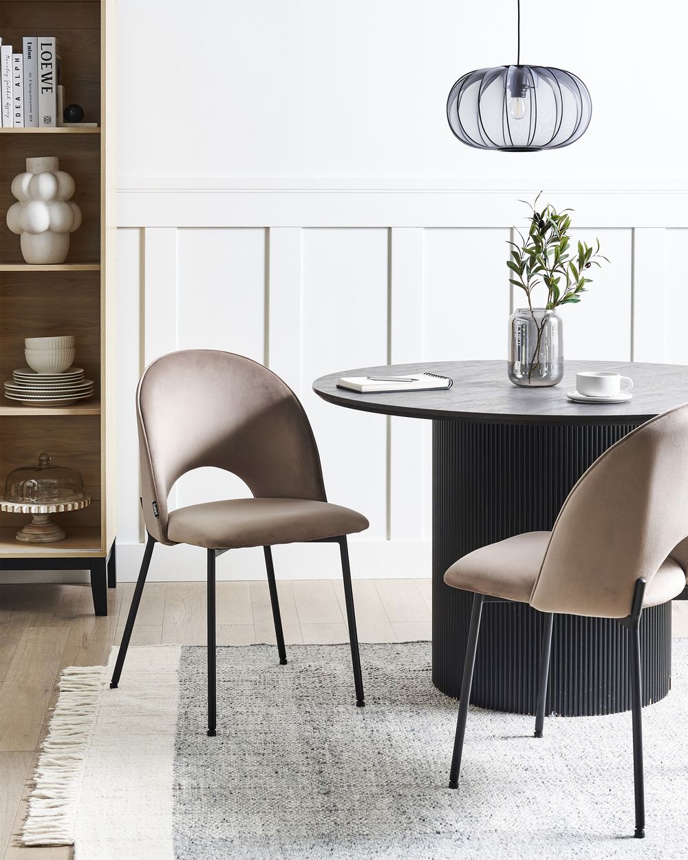 Ruokatuolisetti 2 kpl LOVERNA sametti Tummanvihreä | Beliani.fi