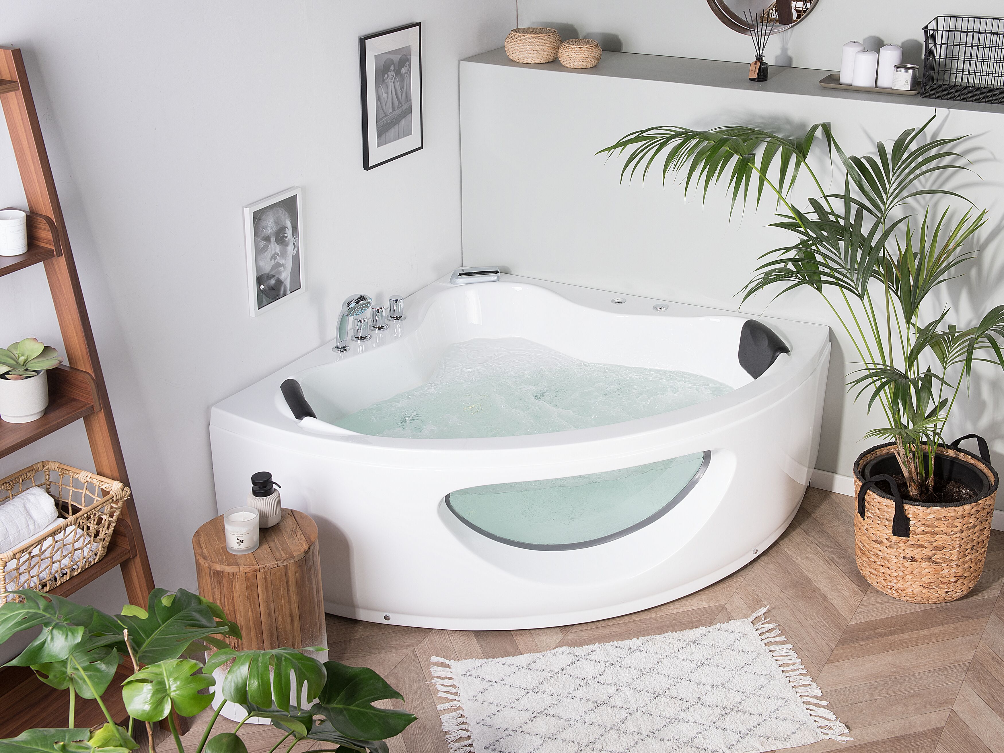 Corner Hot Tub with LED TOCOA 1900 x 1380 mm White | Beliani.co.uk