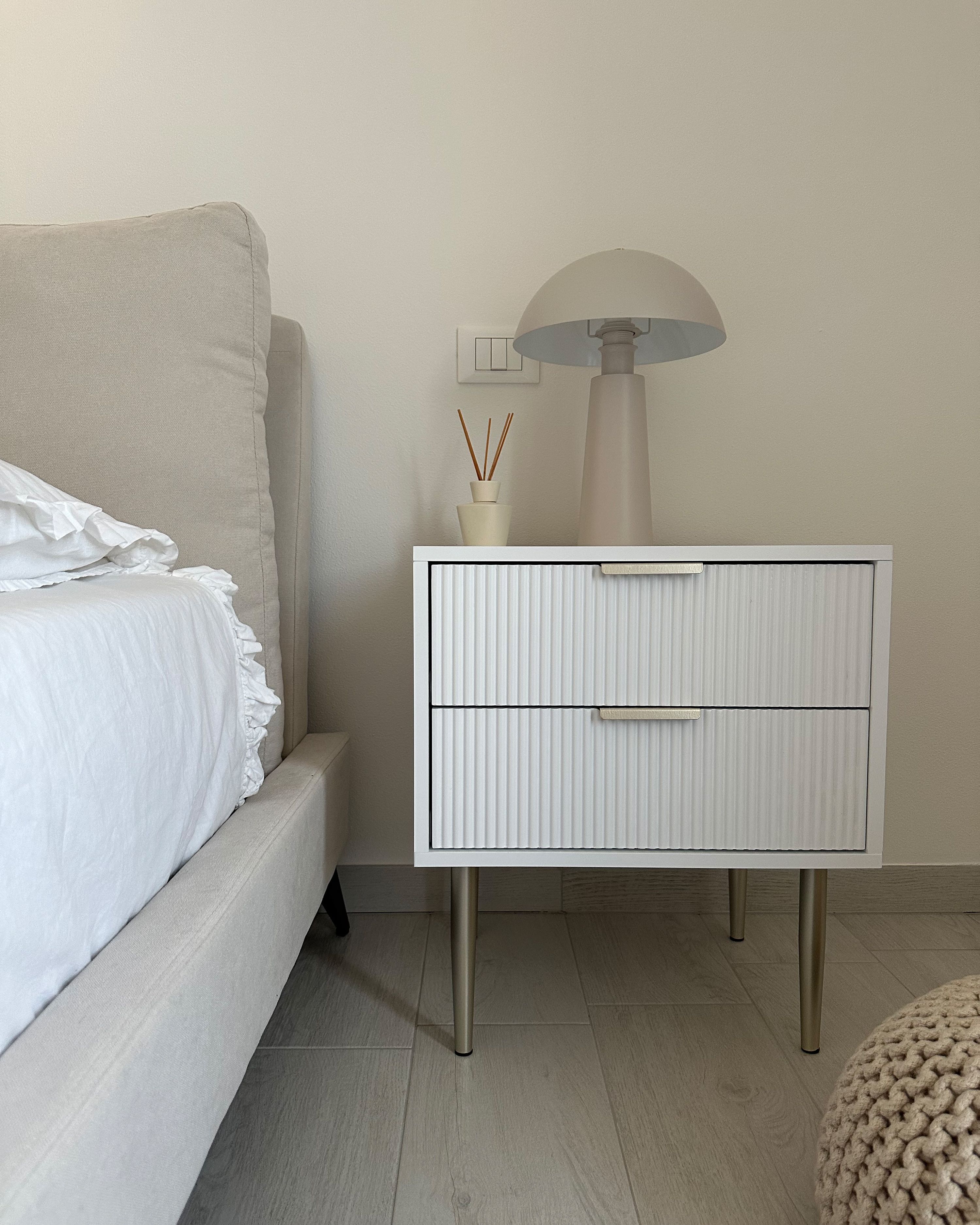 2 Drawer Bedside Table SOHO White | Beliani.co.uk