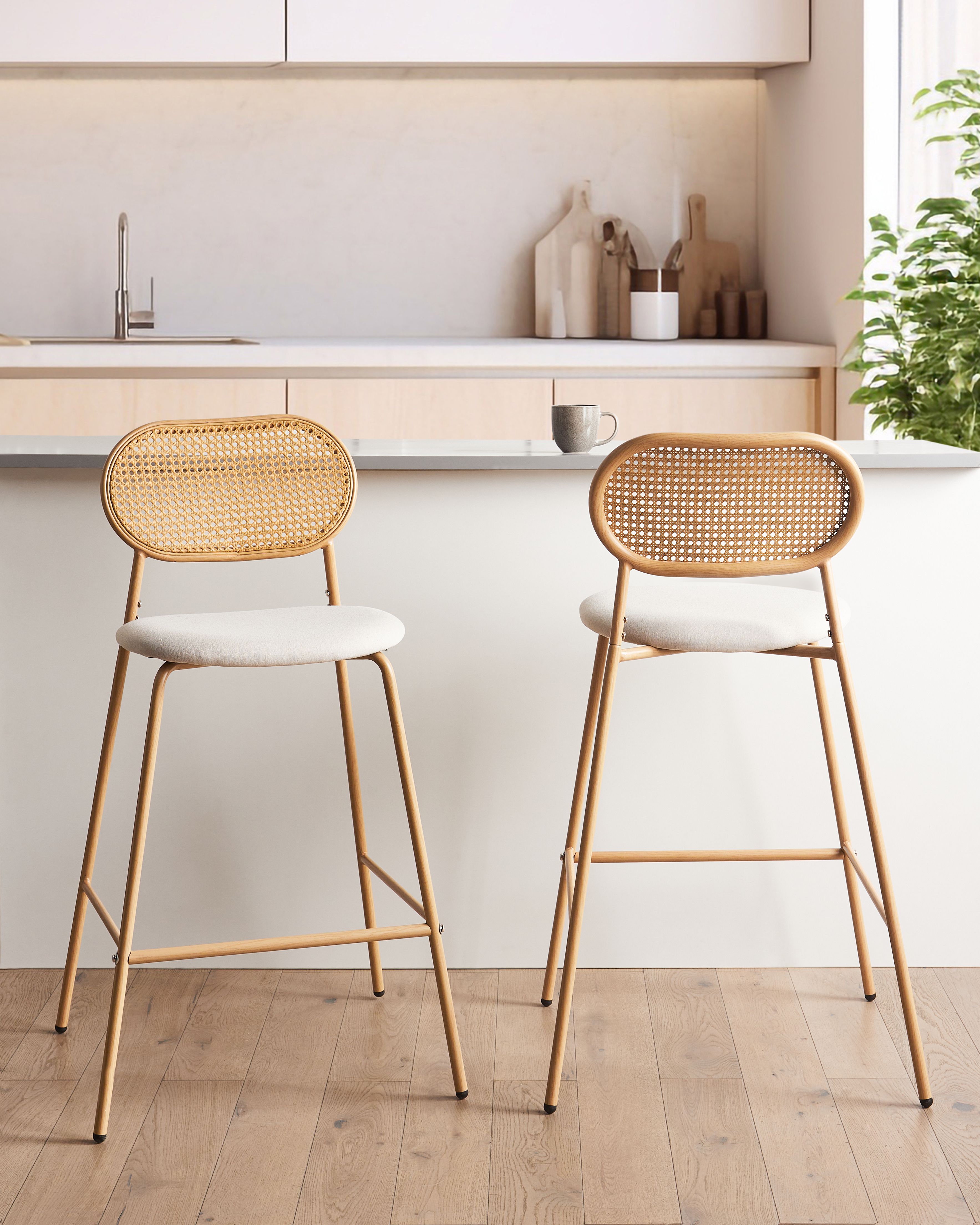 Sett med 2 barstoler ADAVER Lysebrun | Beliani.no