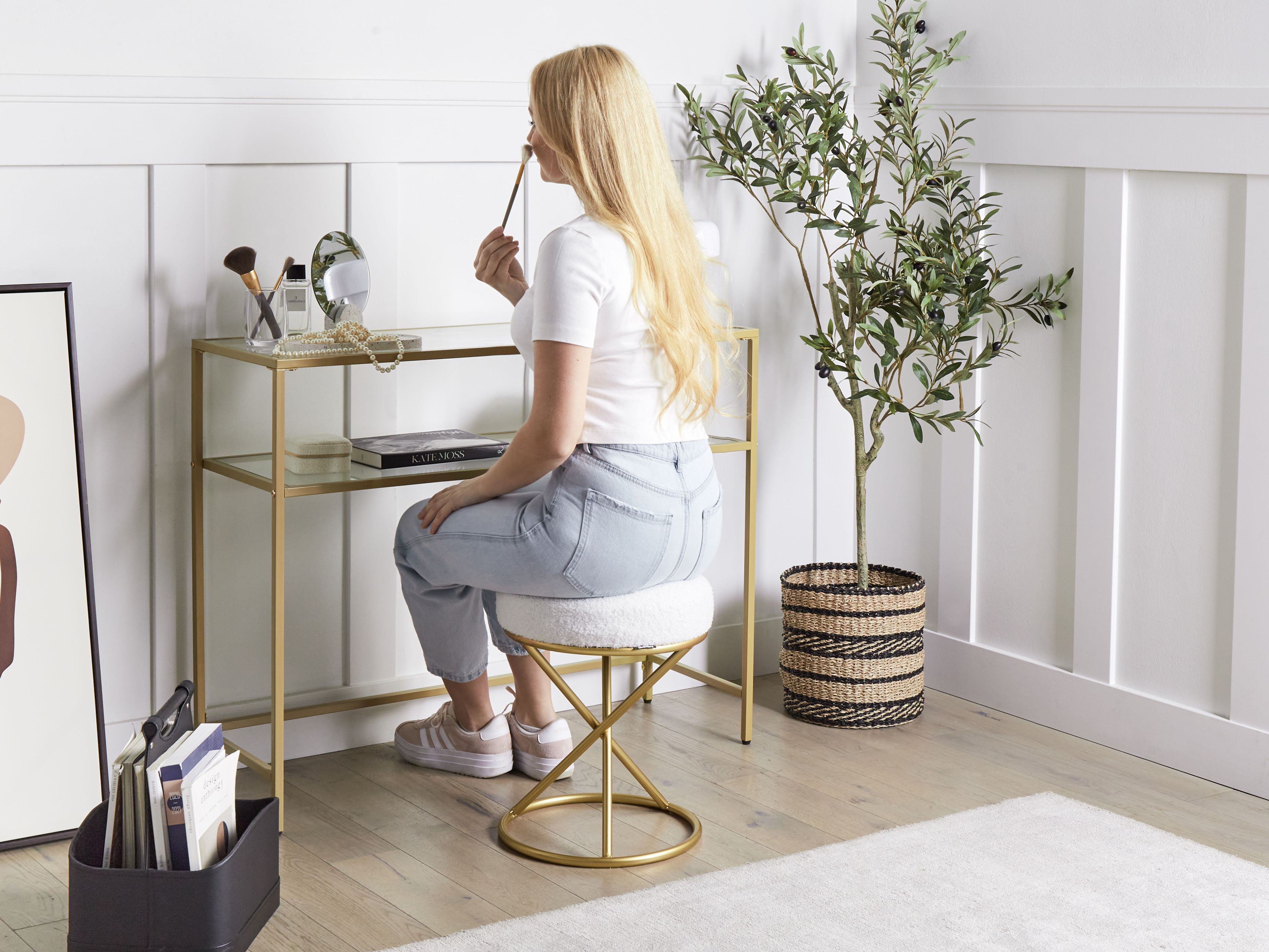 Footstool PRESHO Boucle Off-White | Beliani.co.uk