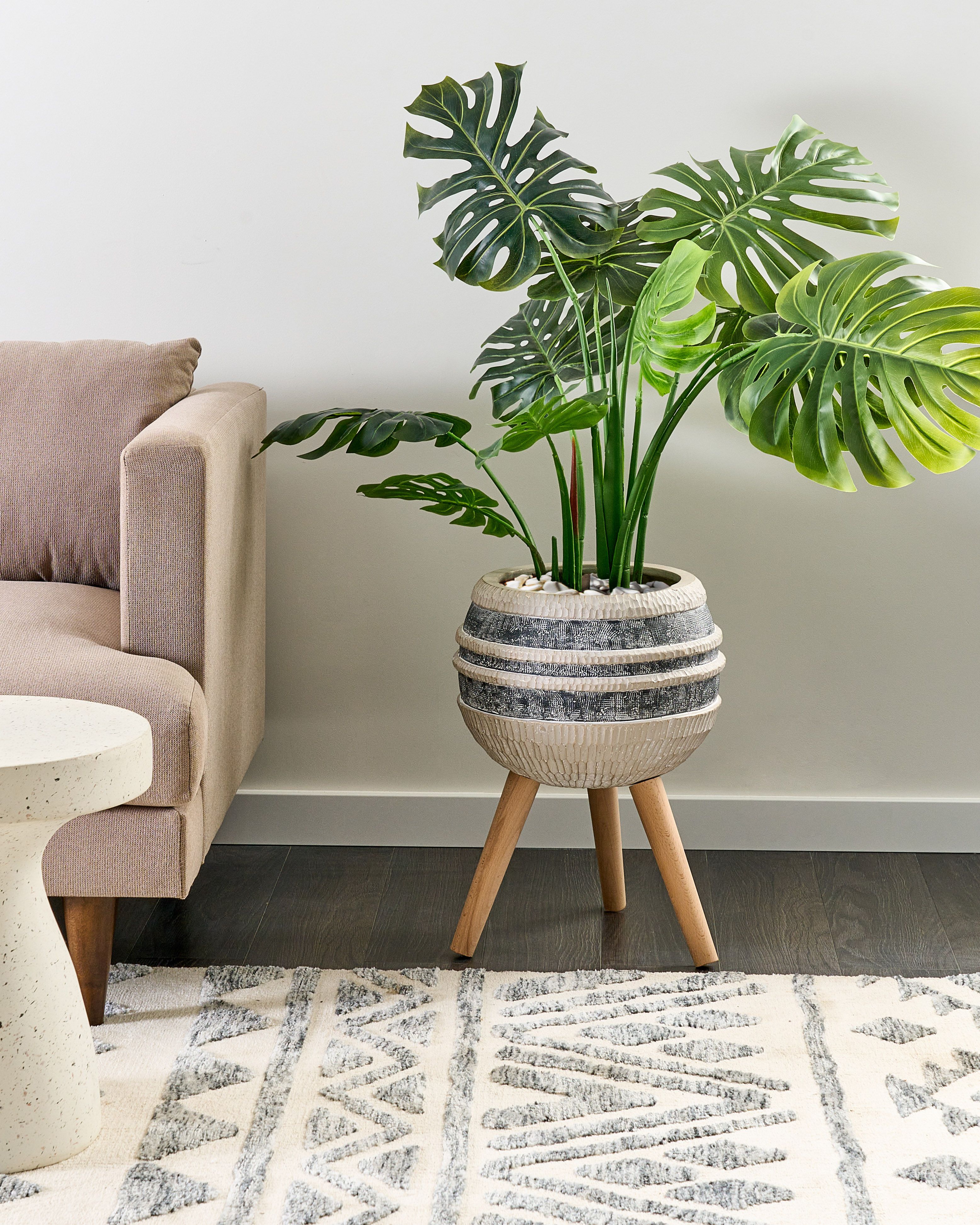 Elevated Plant Pot ATHYRIUM 38 cm Beige | Beliani.co.uk