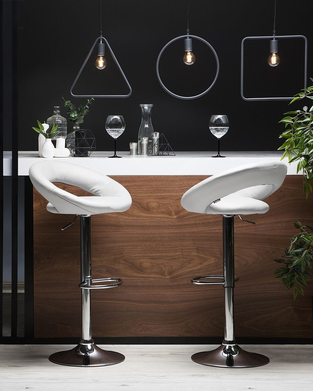 Set of 2 Bar Chairs BISBEE Metal Black | Beliani.co.uk